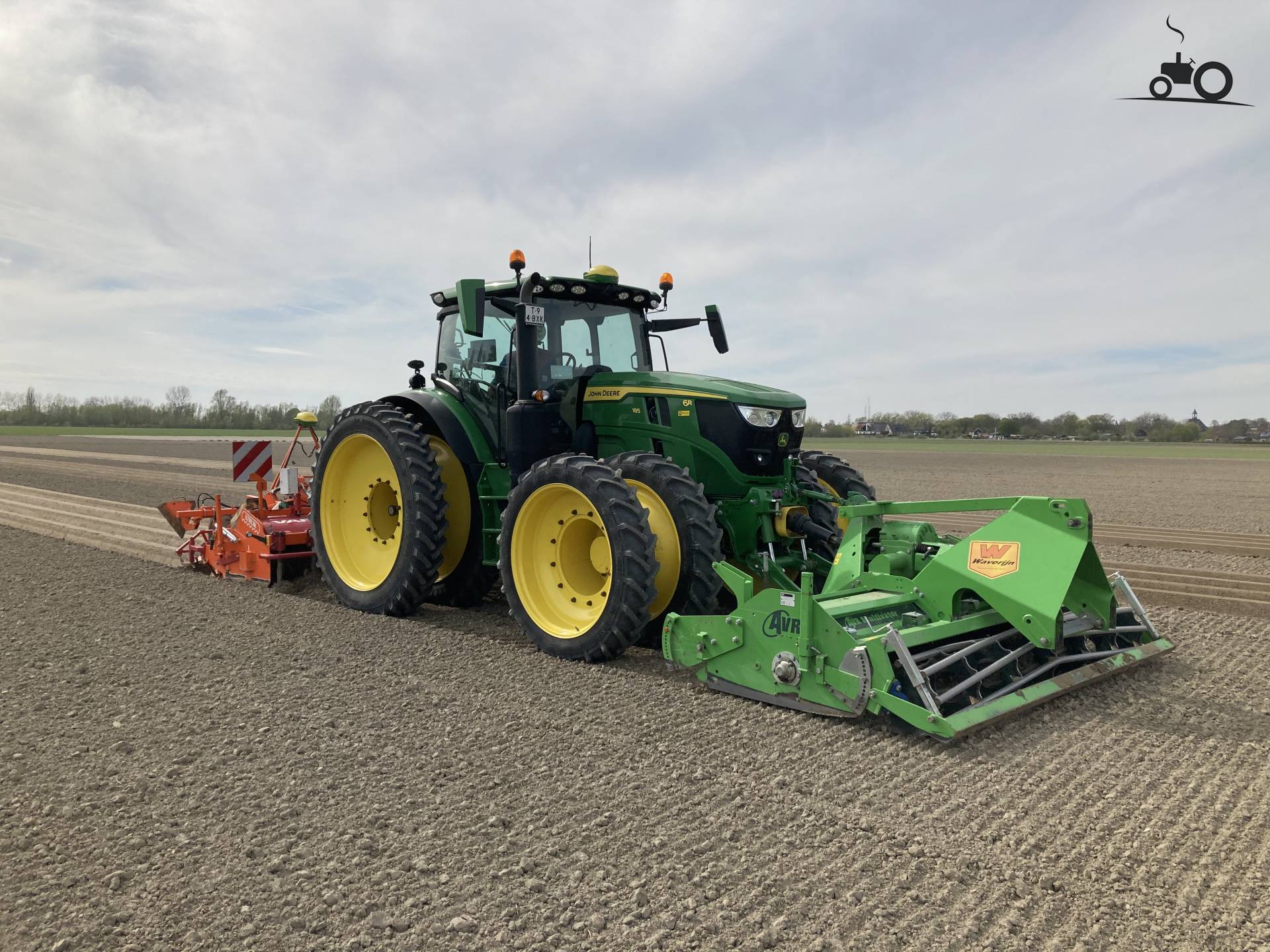 Foto John Deere 6R serie #1466140