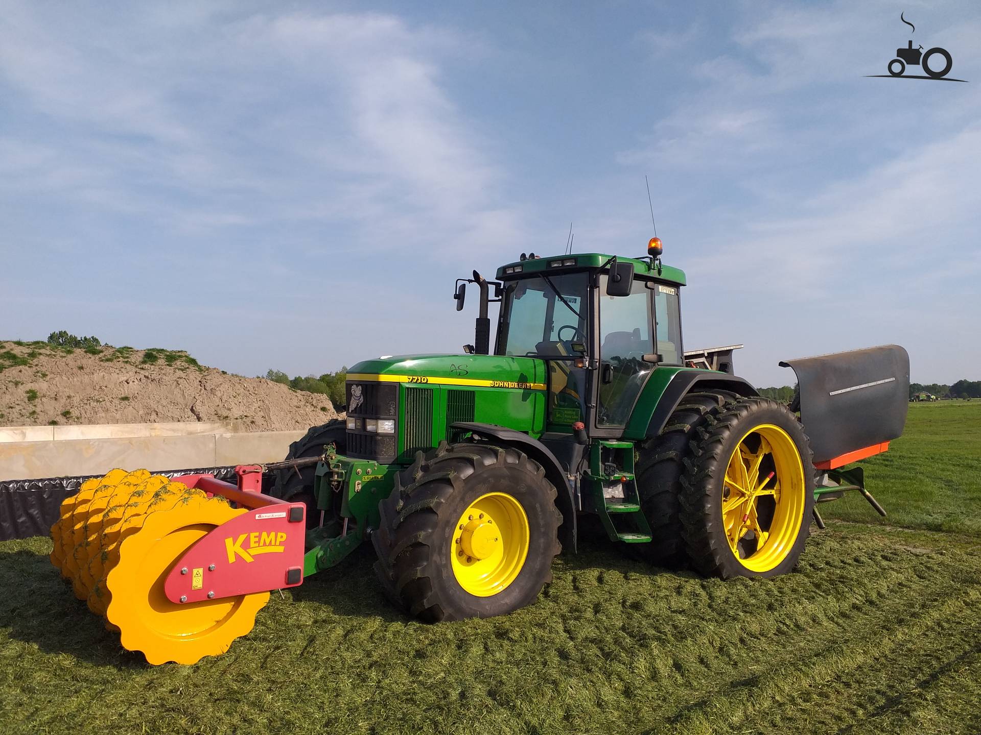 Foto John Deere 7710 #1470545