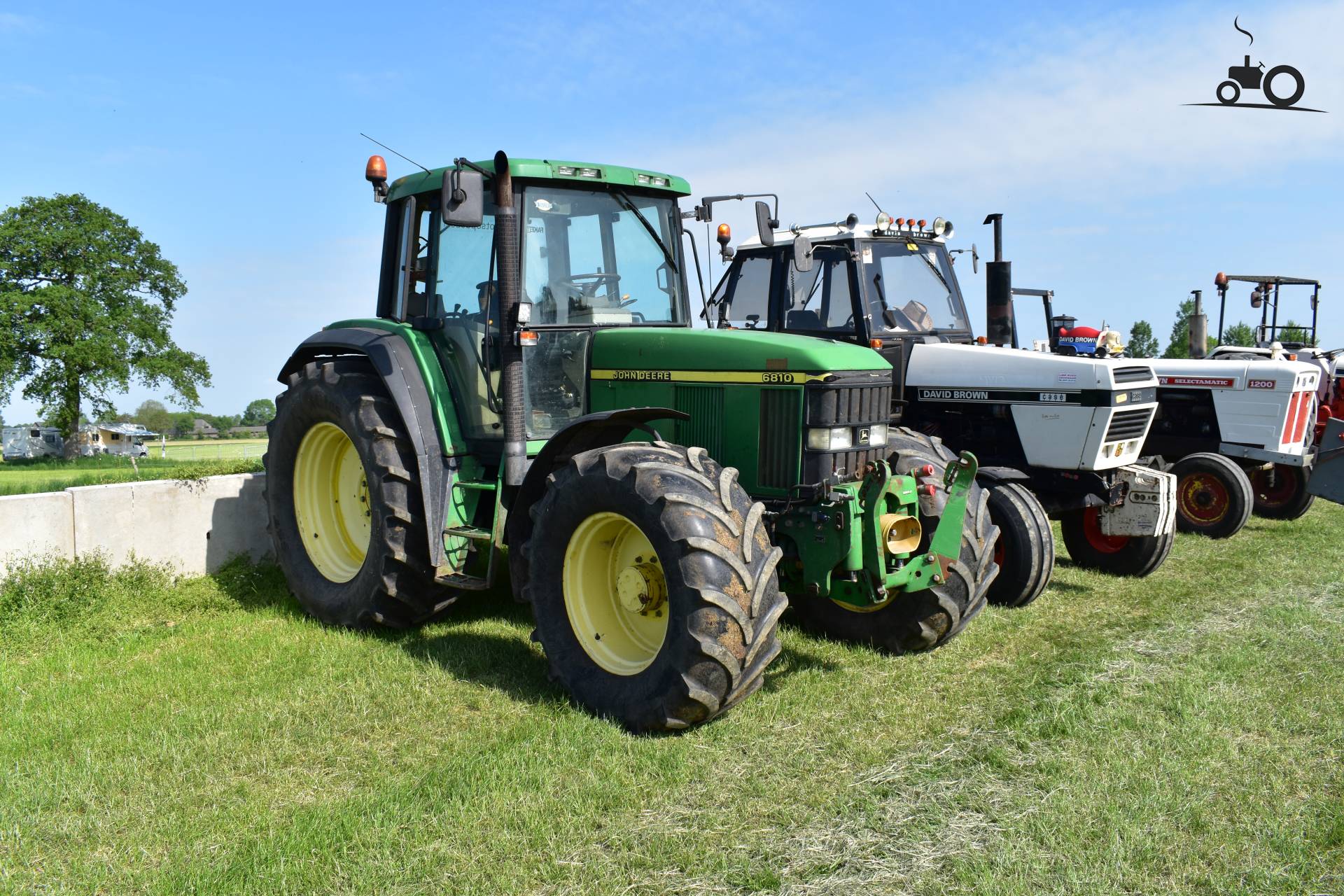 Foto John Deere 6810 #1472400