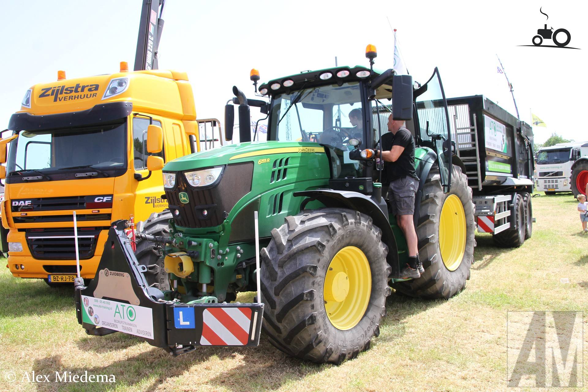 Foto John Deere 6155R #1477466