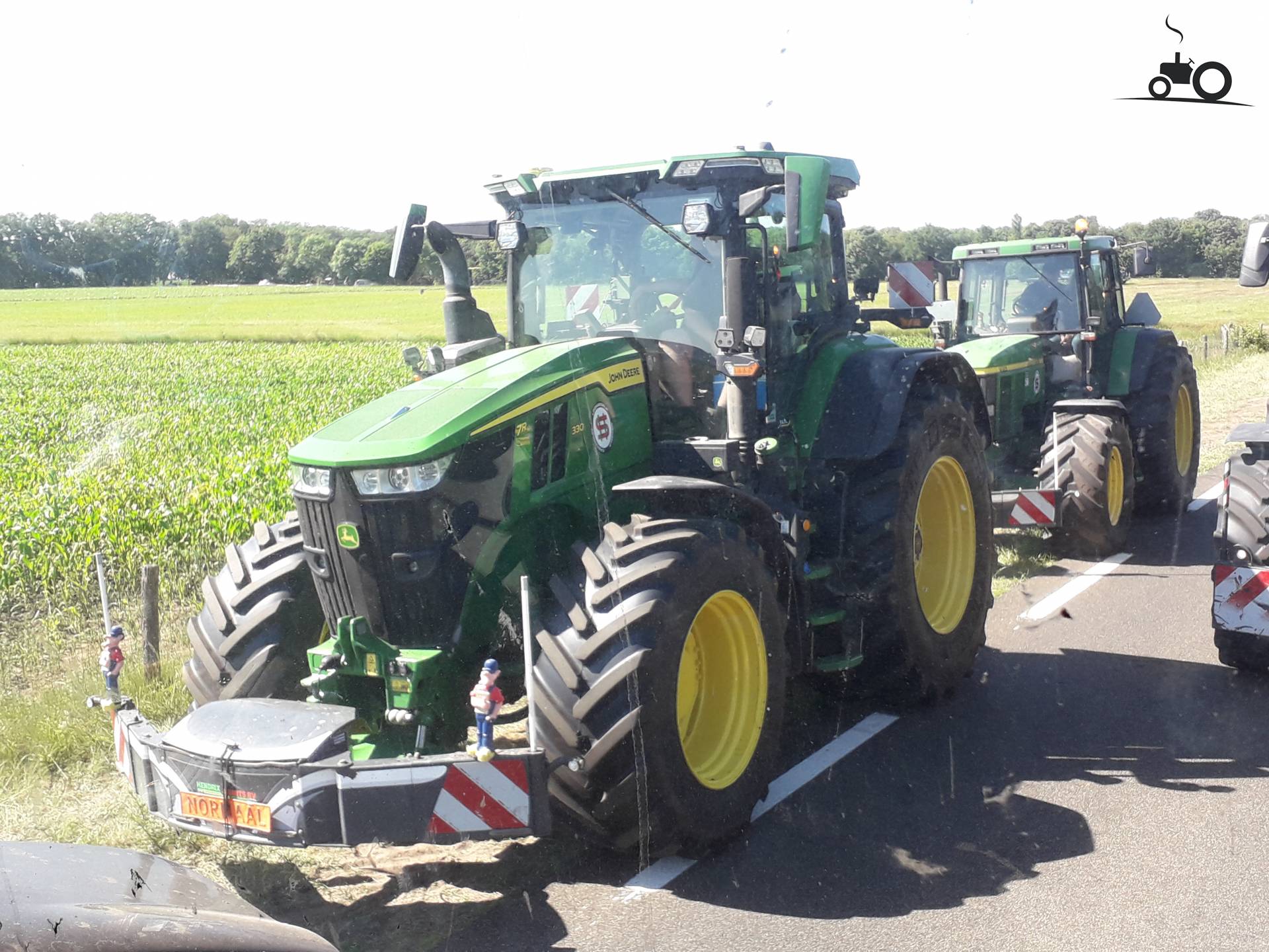 Foto John Deere 7R serie #1479291