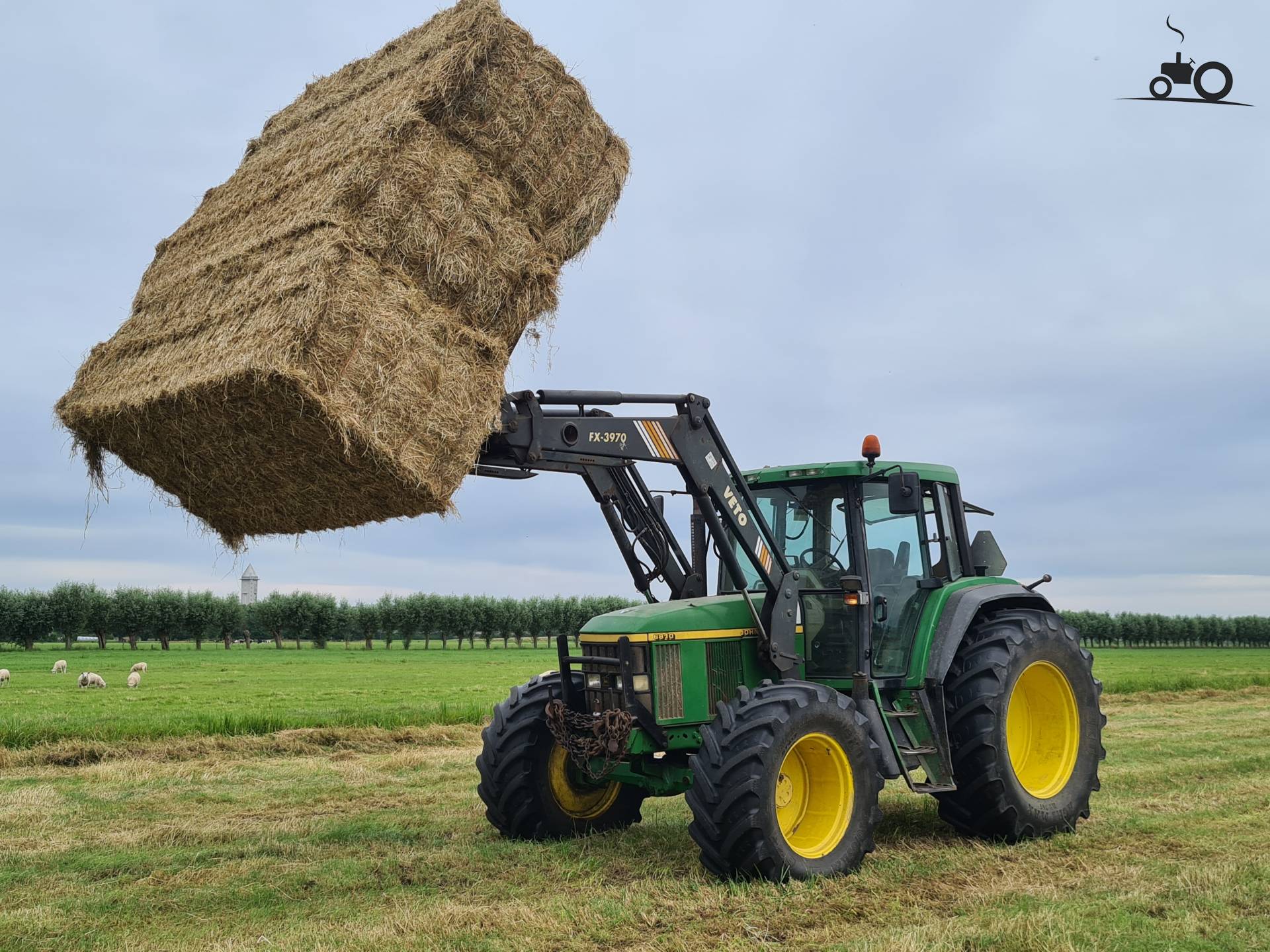 Foto John Deere 6810 #1480842