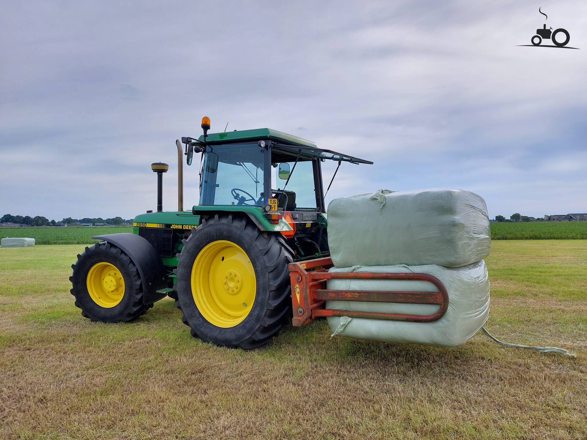 Foto John Deere 2650 #1481845