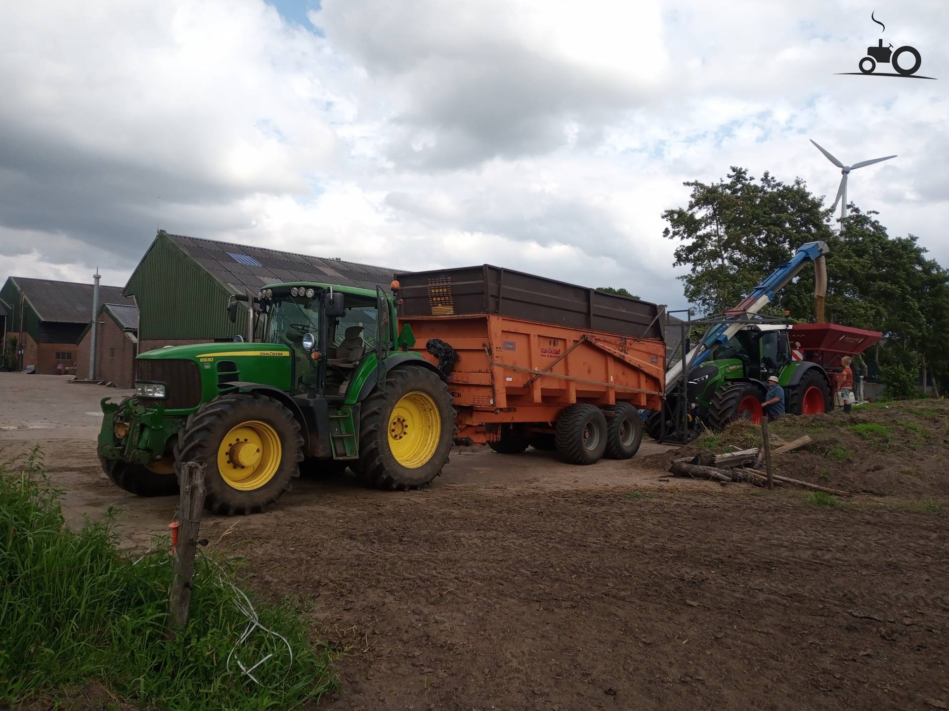 John Deere 6930 Premium - France - Tracteur image #1482854