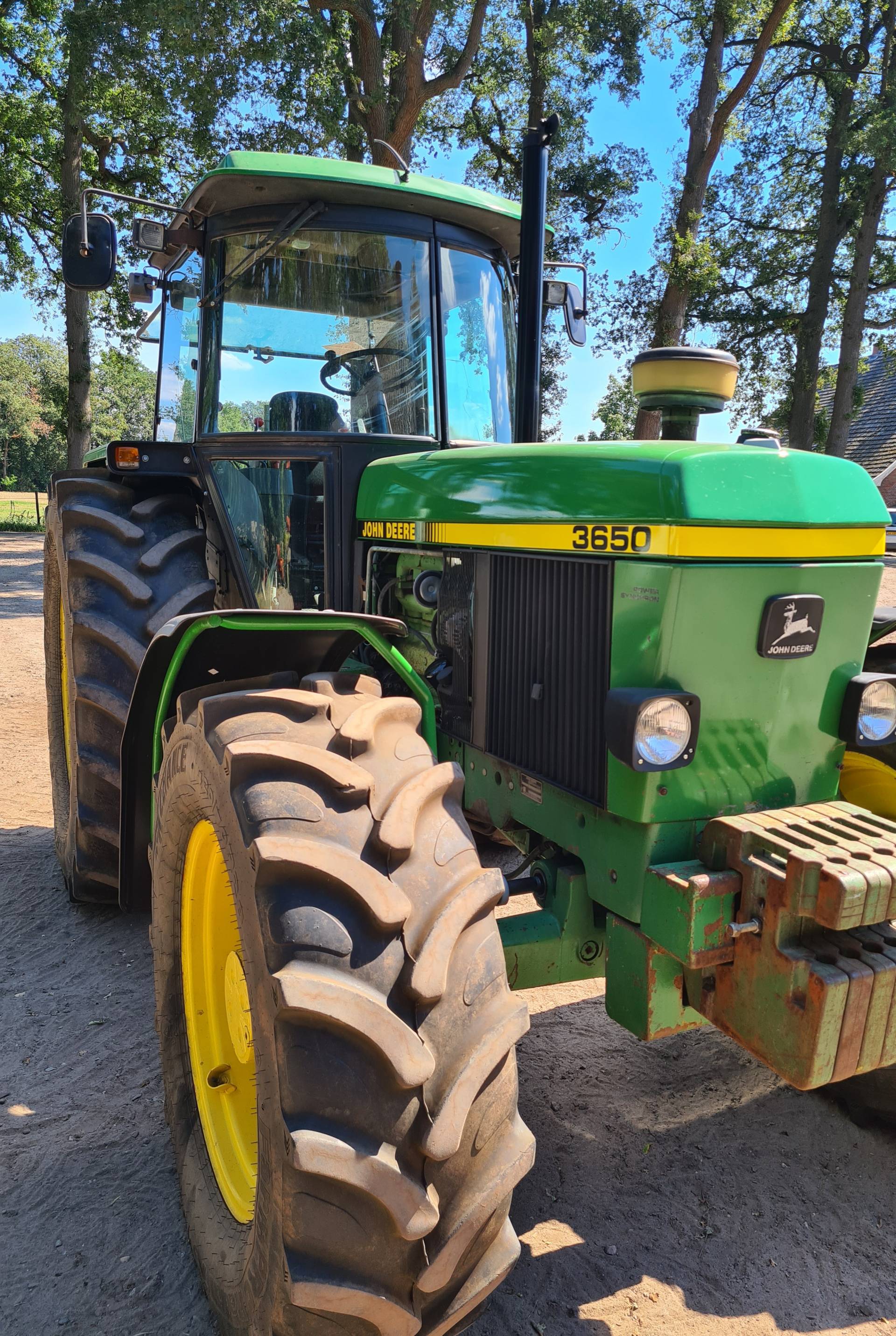 John Deere 3650
