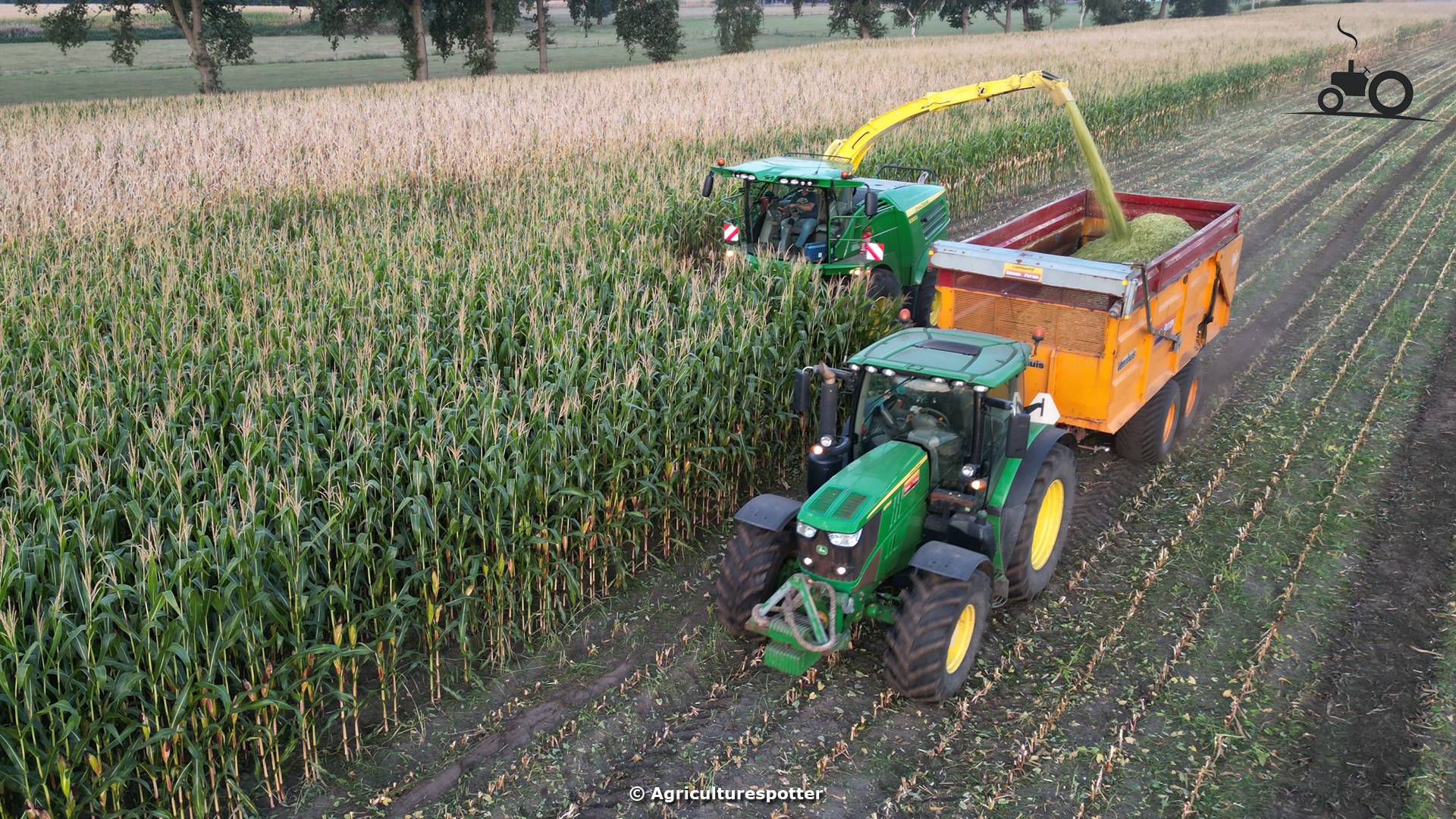 Foto John Deere 6215R #1490003