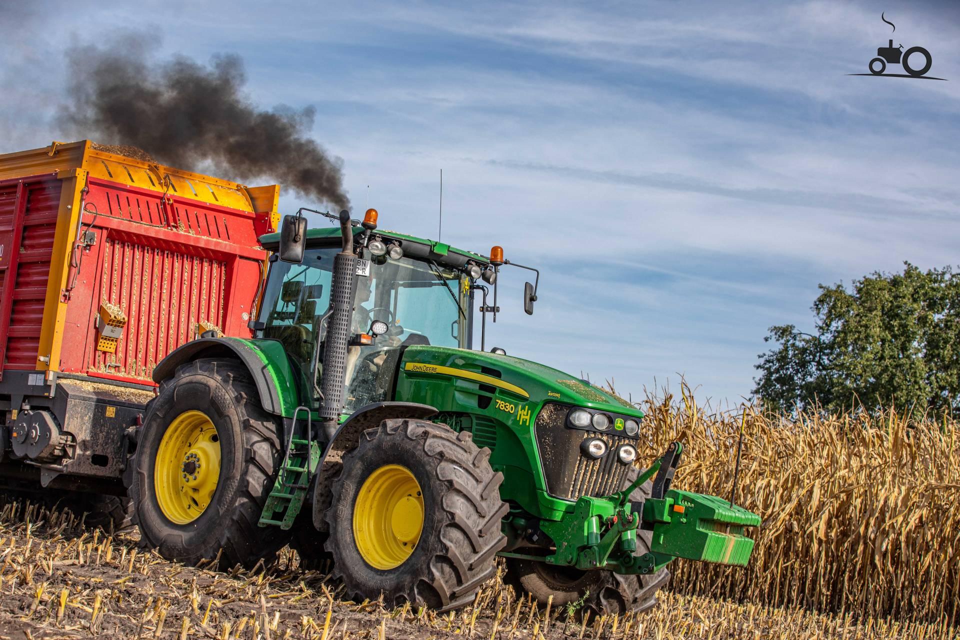 John Deere 7830