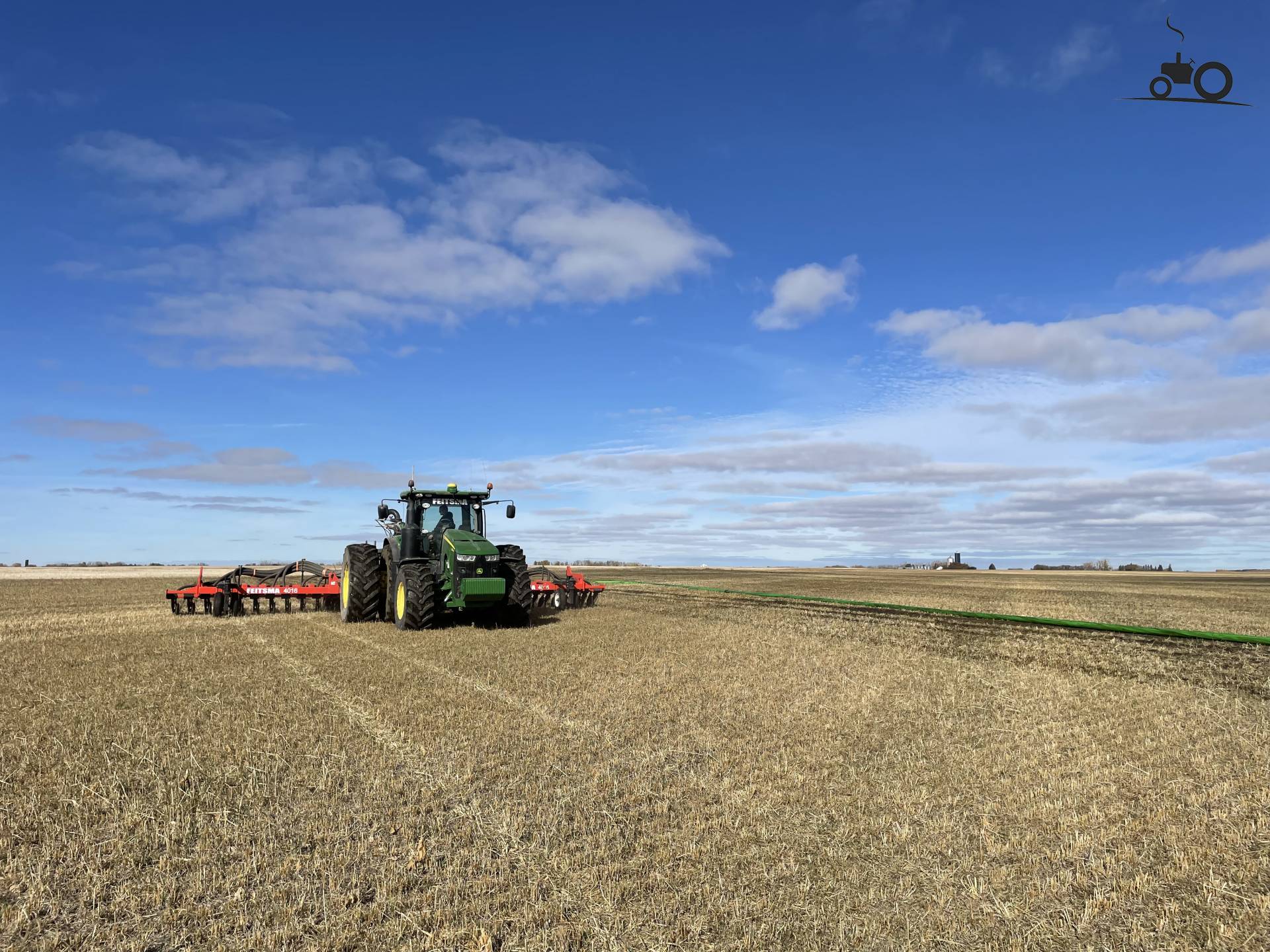 Foto John Deere 8320R #1495271