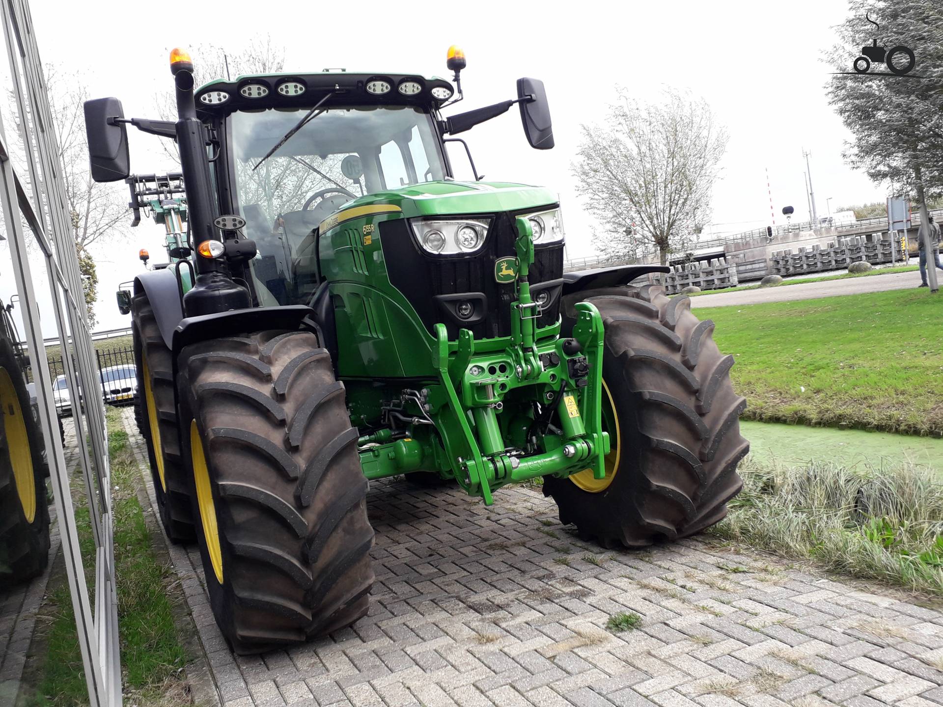 Foto John Deere 6155R van Kraakman BV