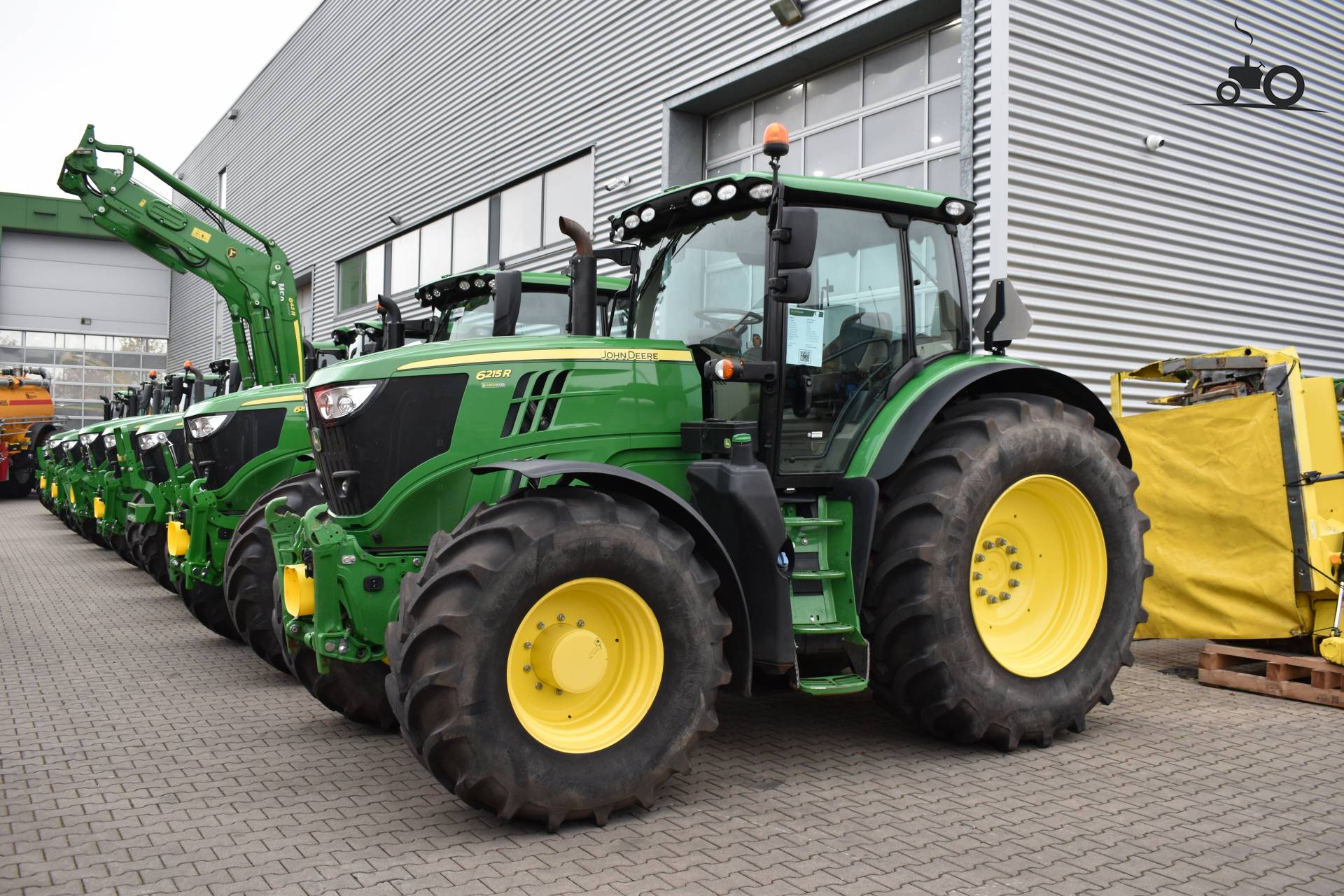 Foto John Deere 6215R #1500987