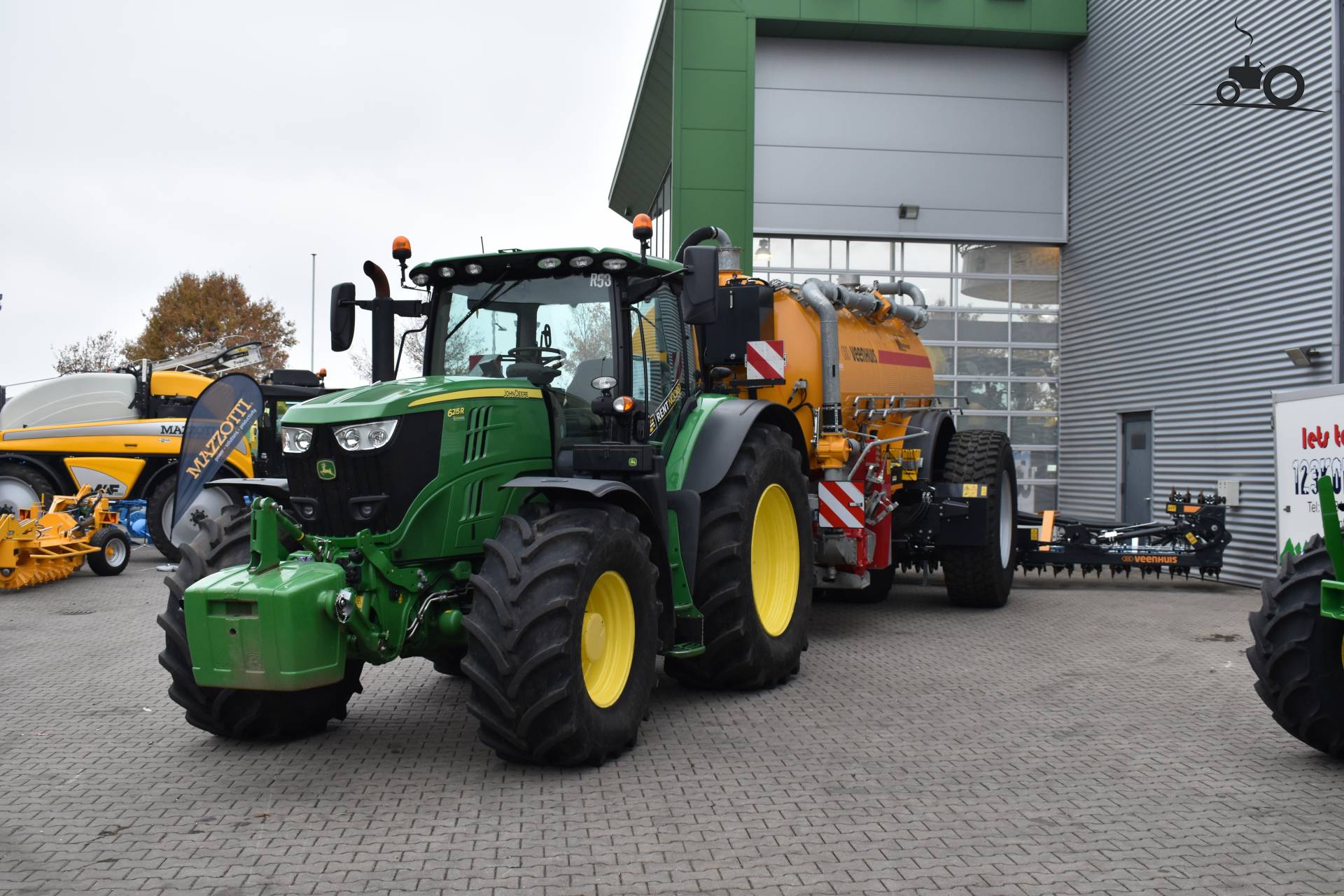 Foto John Deere 6215R #1501157