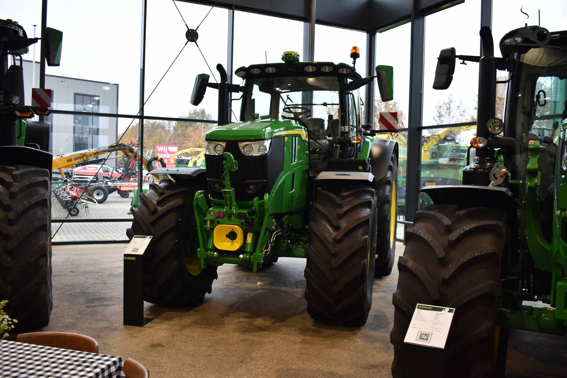 Foto John Deere 6R 175 #1501489