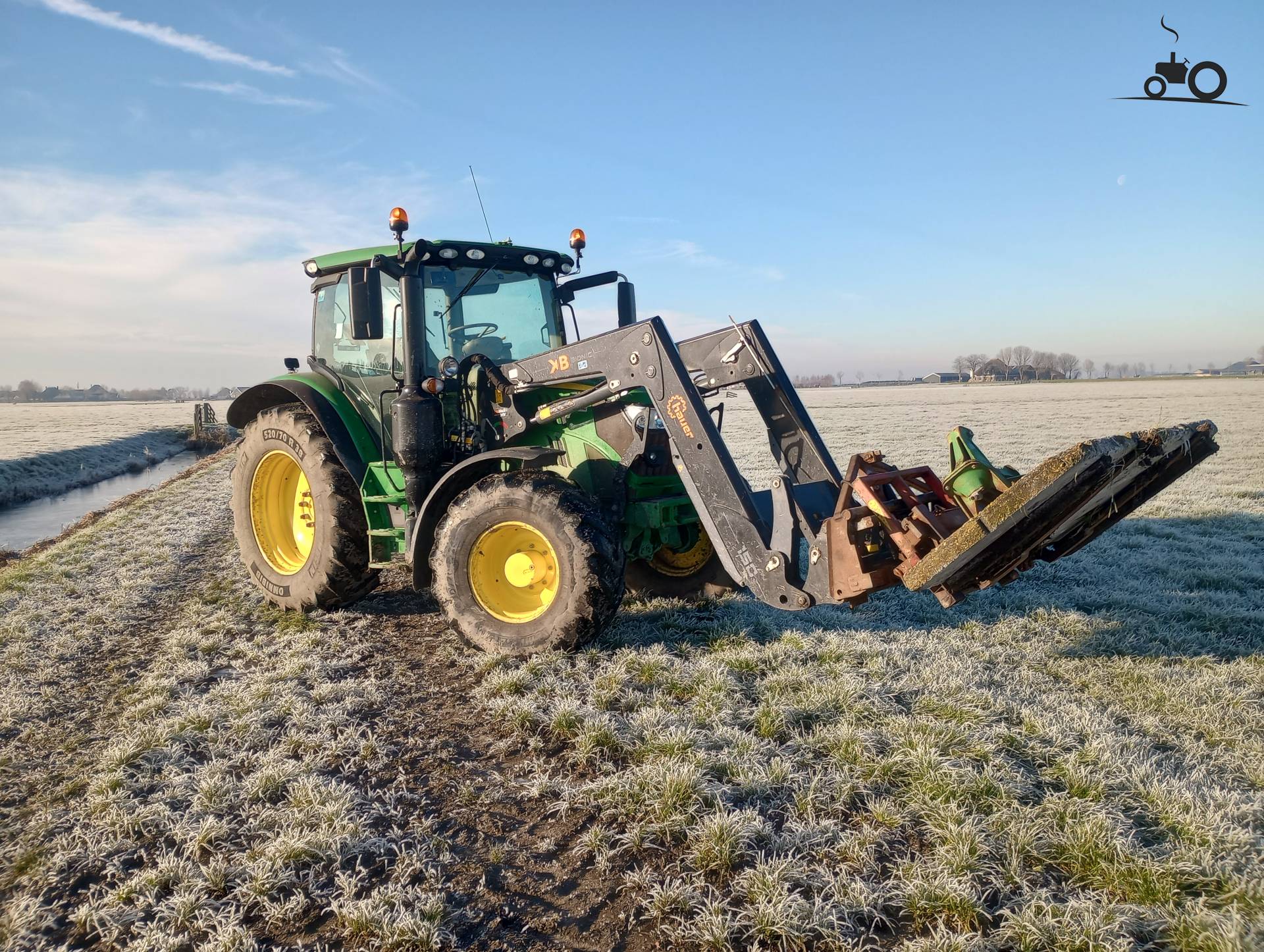 Foto John Deere 6130R #1501667