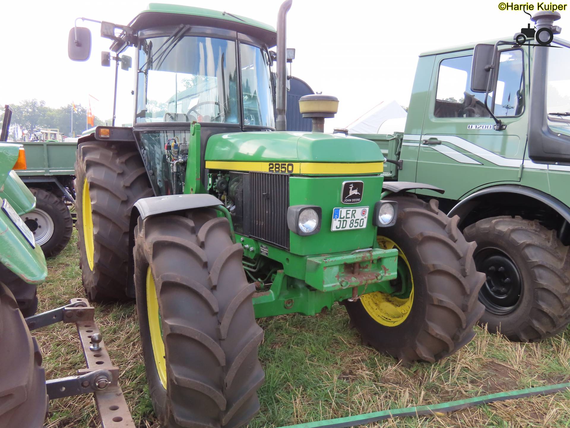 Foto John Deere 2850 #1503960
