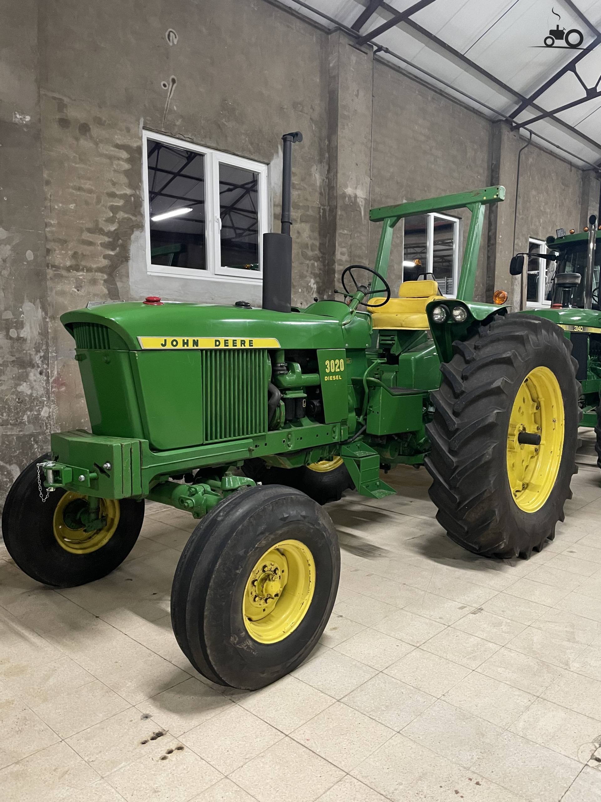 Foto John Deere 3020 #1505618