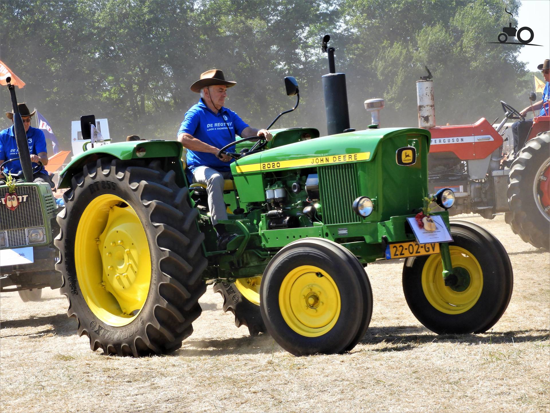 Foto John Deere 2020 #1506270