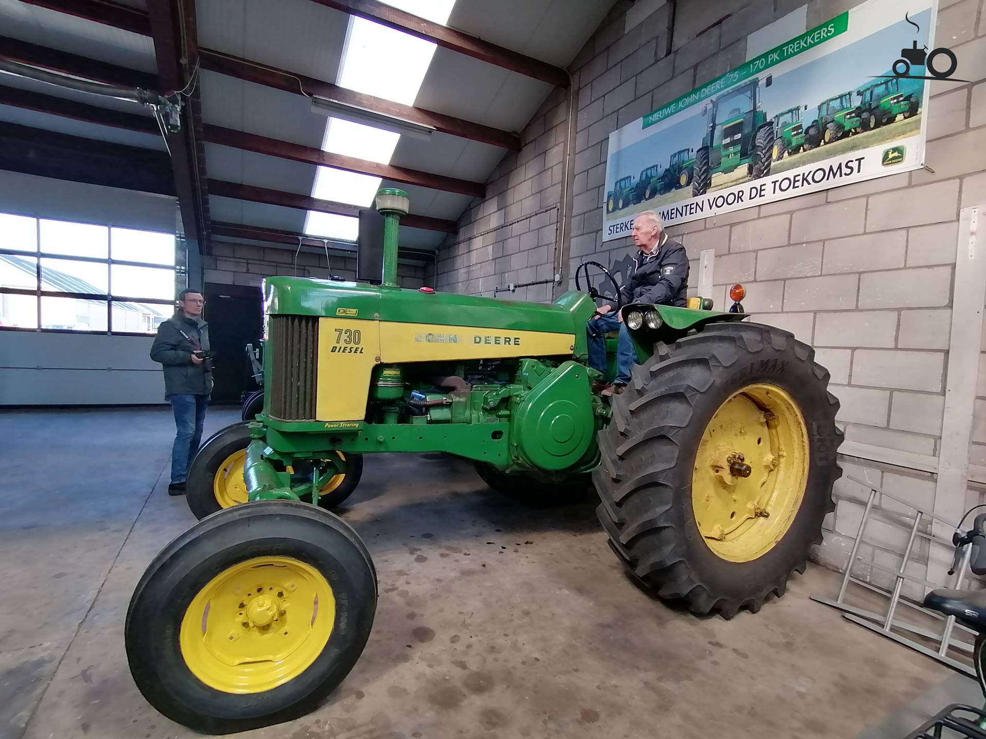 Foto John Deere 730 #1506971