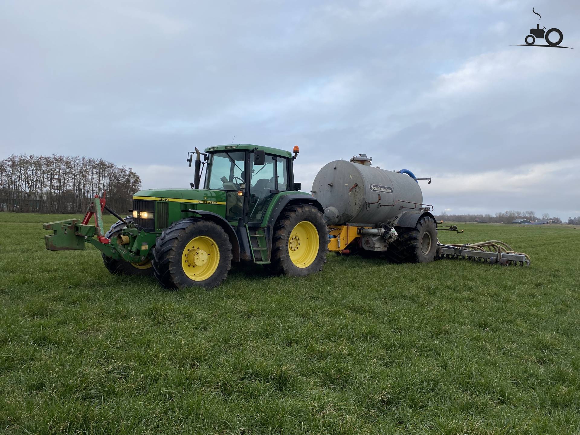 Foto John Deere 6910 #1510785