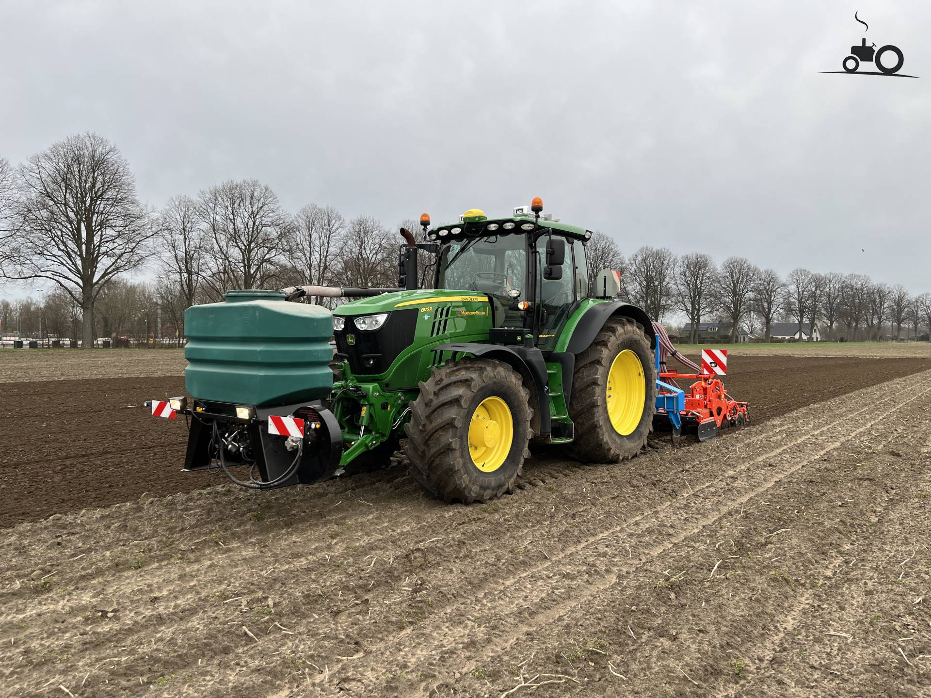 Foto John Deere 6175R #1512321