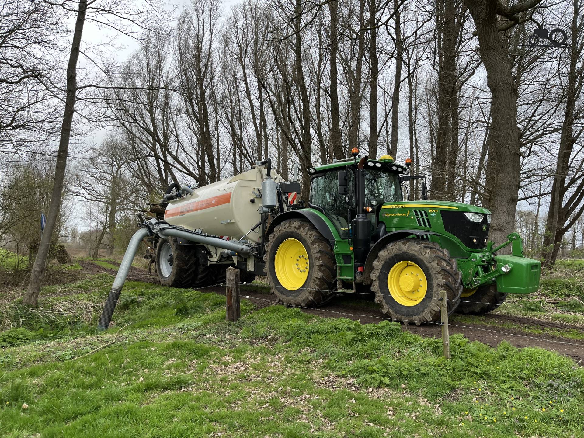 Foto John Deere 6175R #1513359