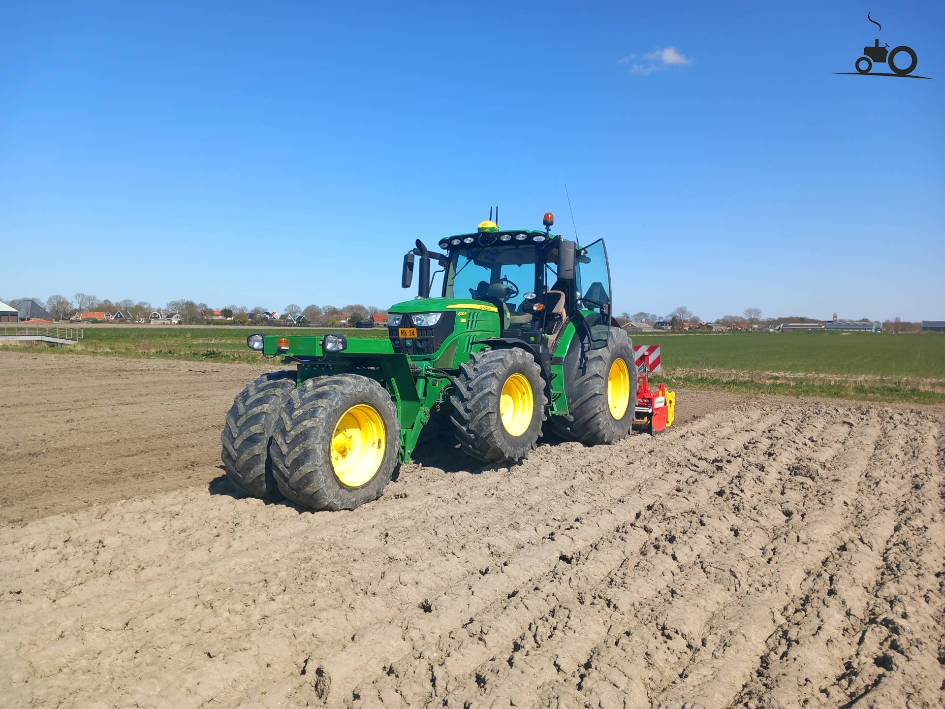 Foto John Deere 6130R #1515629