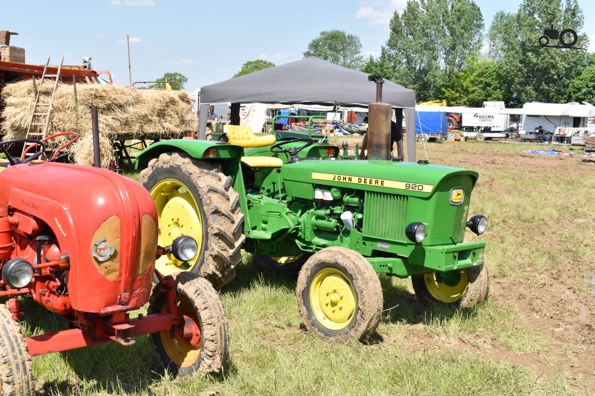 Foto John Deere 920 #1519928