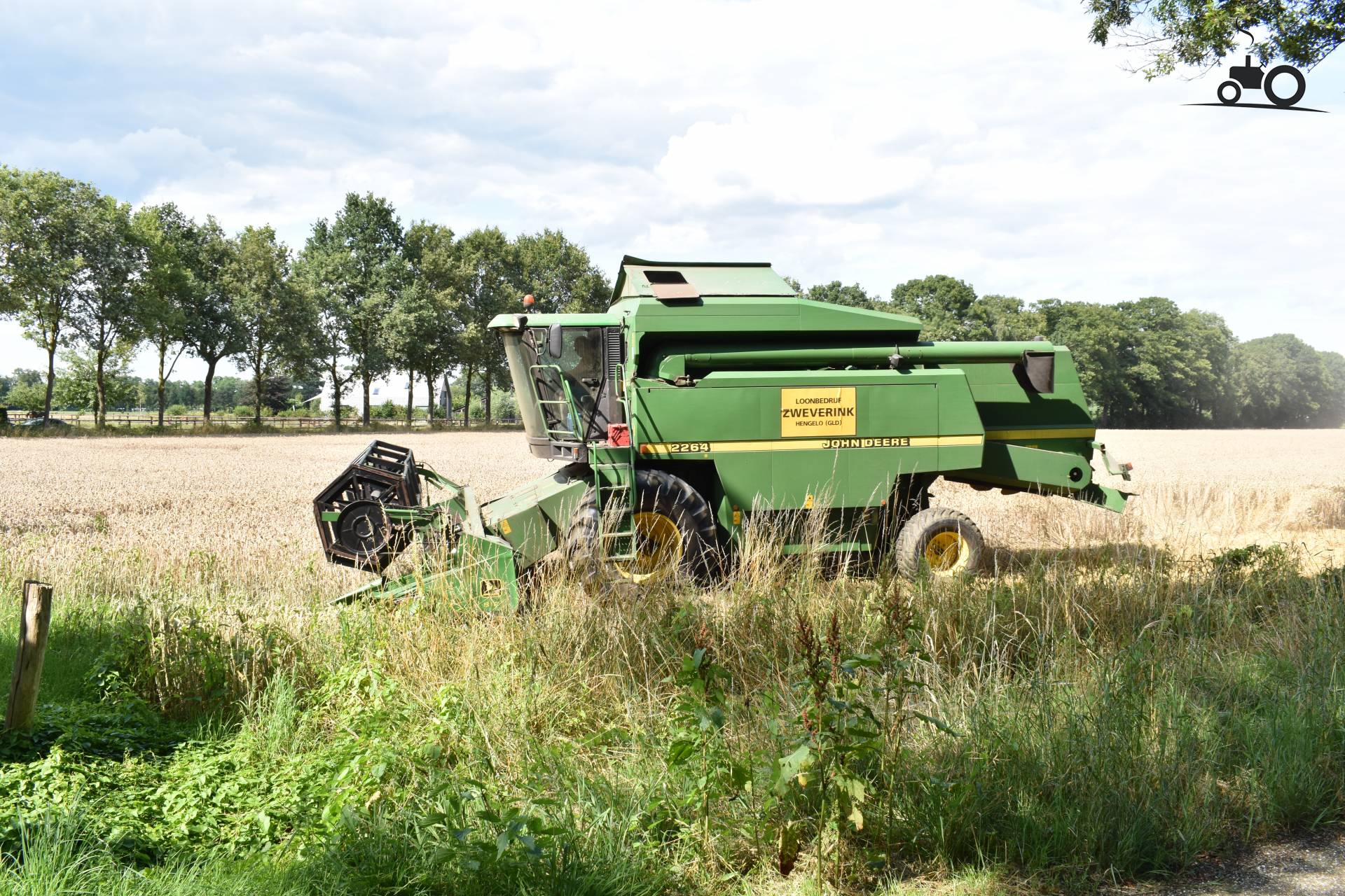 Foto John Deere 2264 #1530848