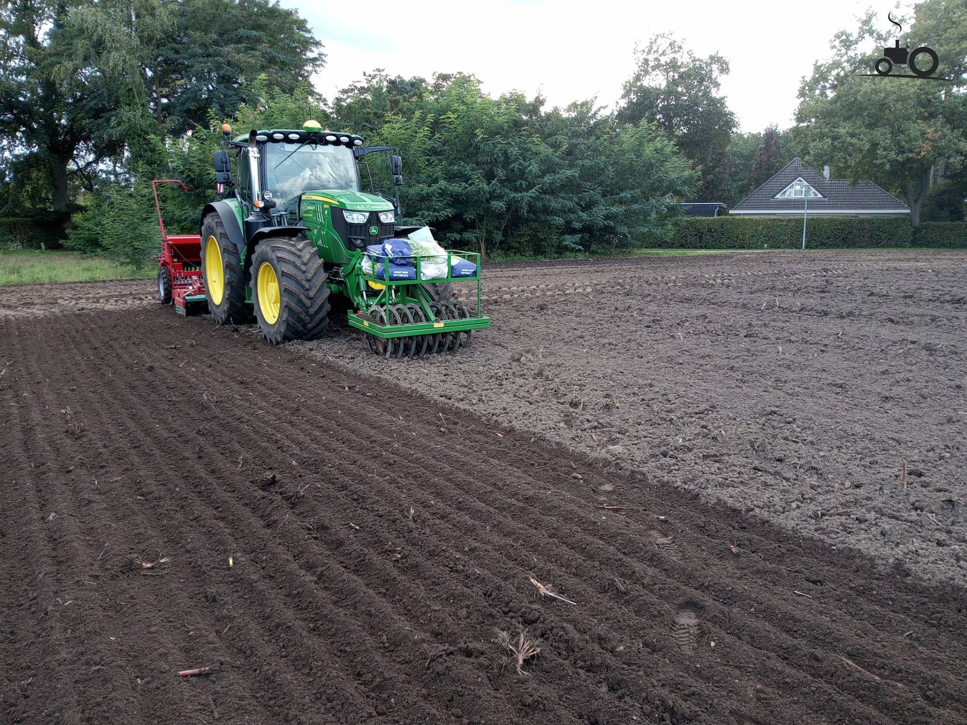 Foto John Deere 6155R van A.j. Looman & Zn.