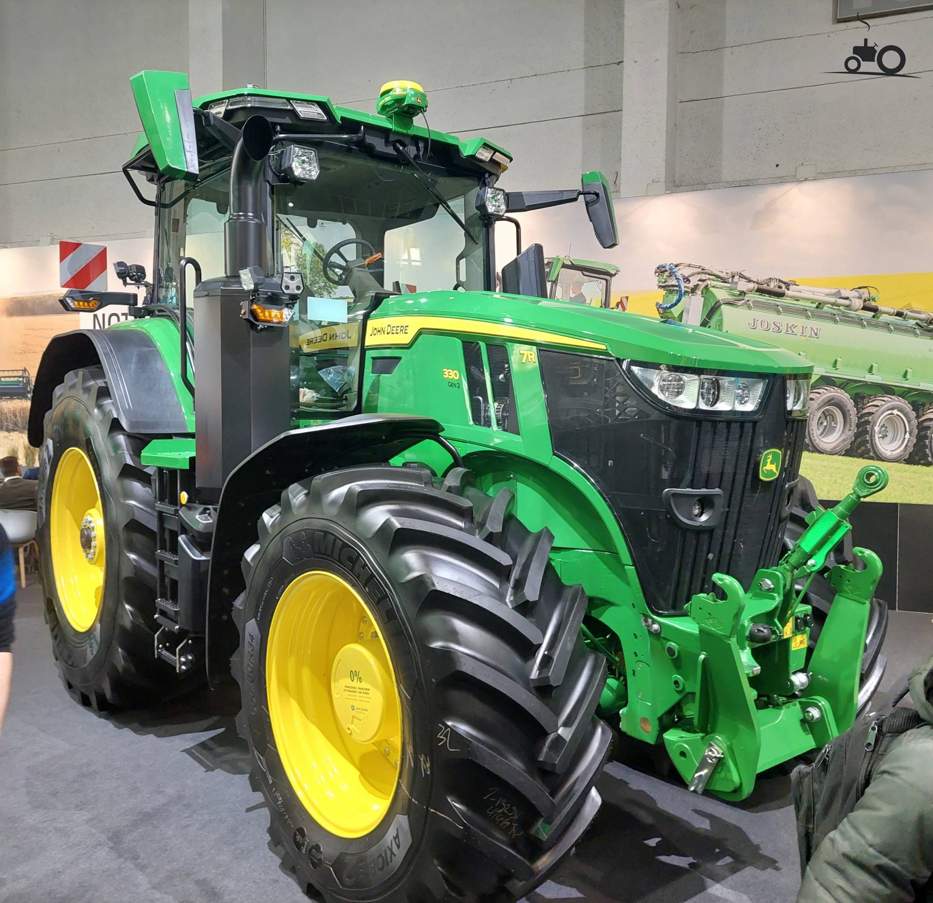 Foto John Deere 7R 330 #1548588