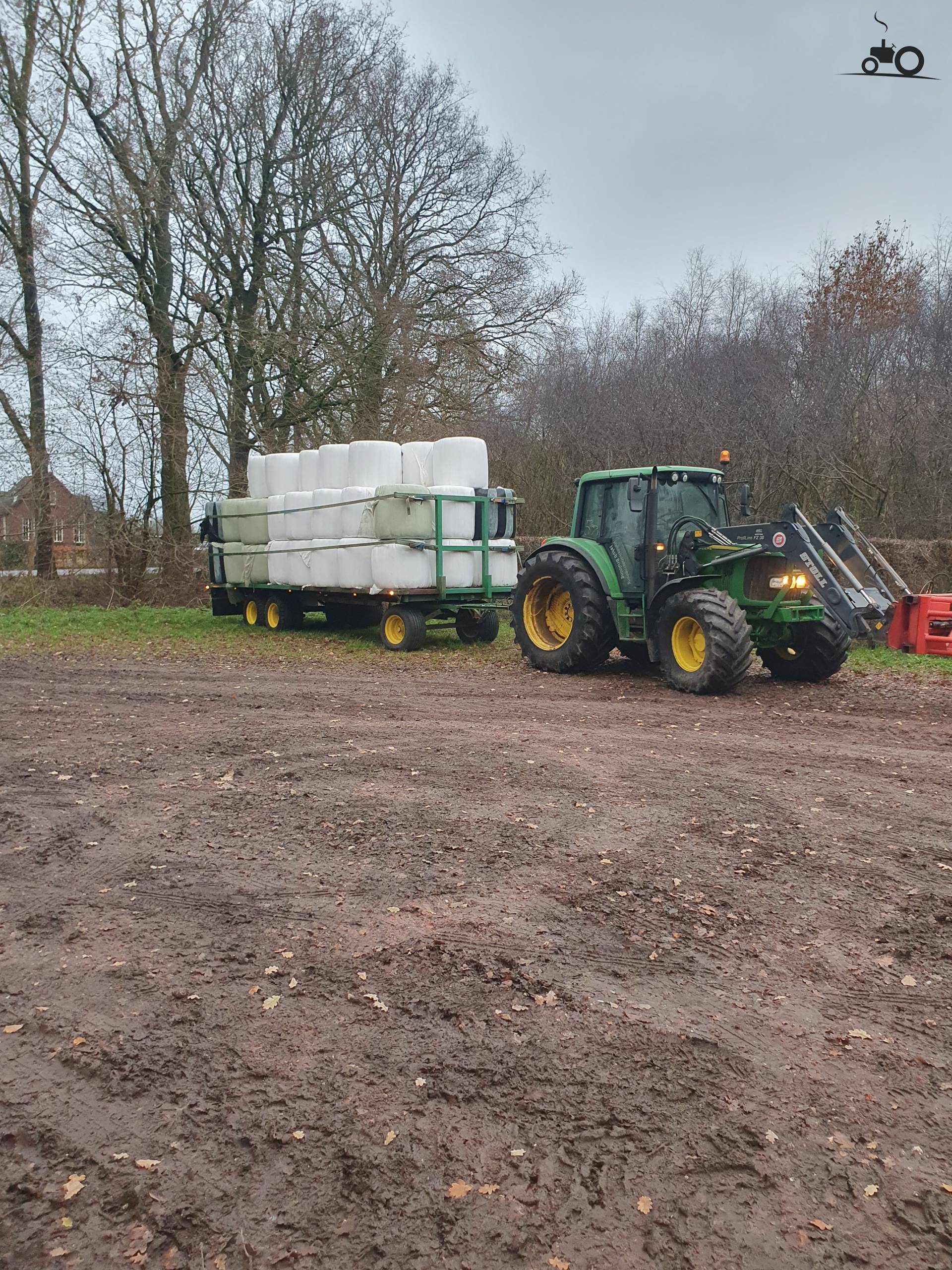 John Deere 6320