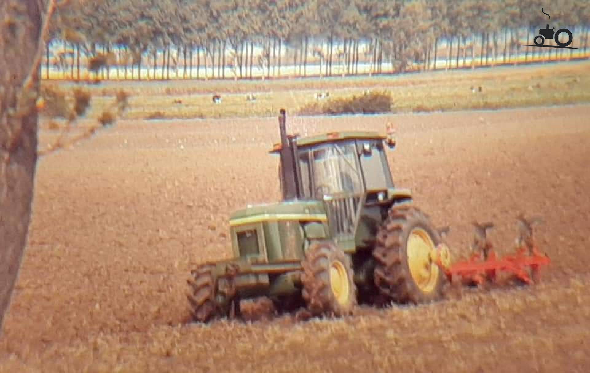 Foto John Deere 4630 #1554961