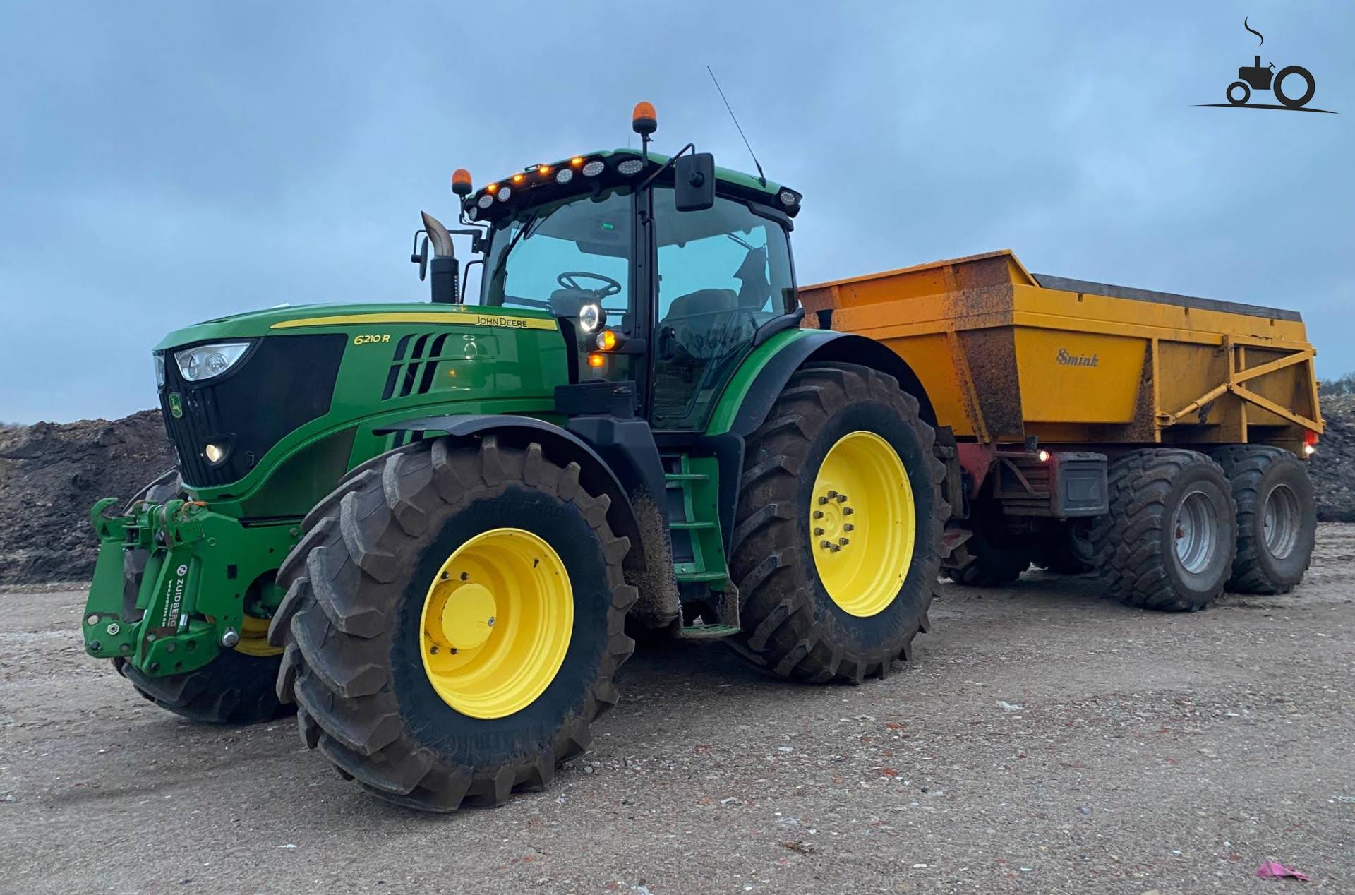 Foto John Deere 6210R van Loonbedrijf lamberink
