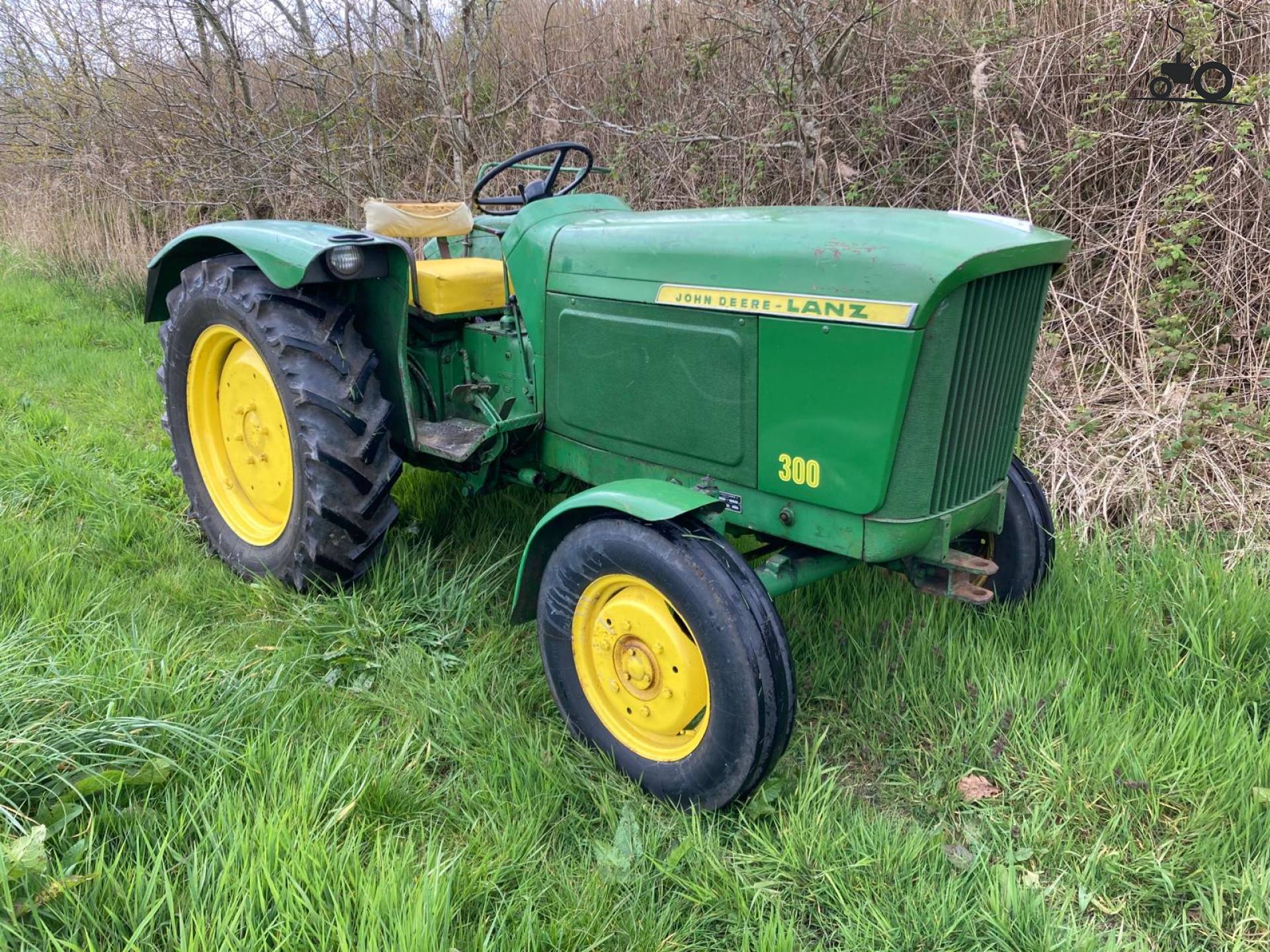 Foto John Deere Lanz 300 #1566425