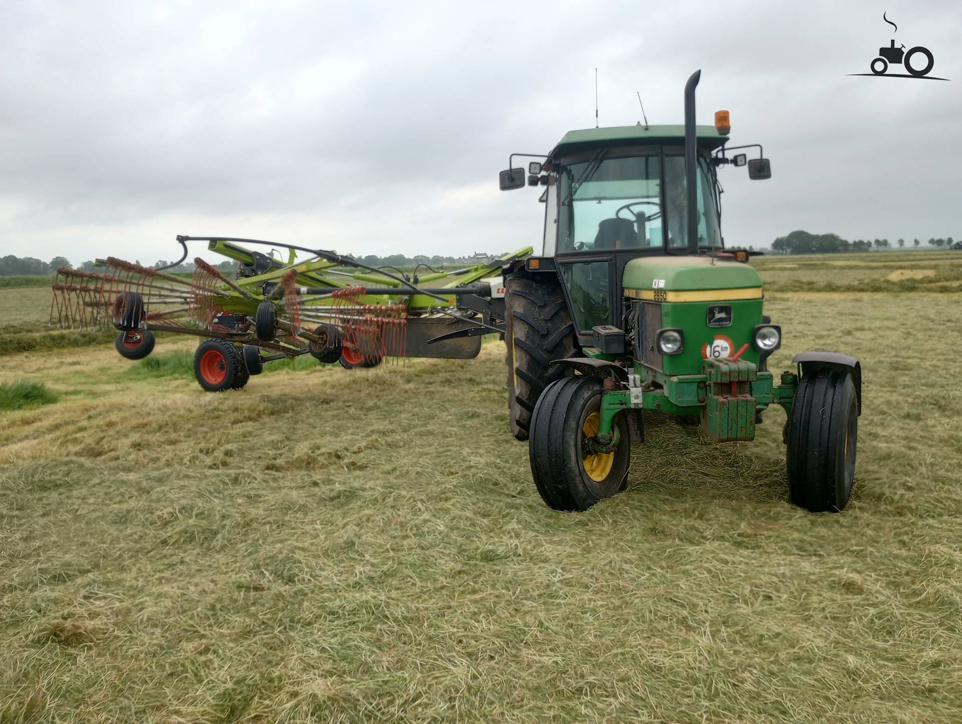 Foto John Deere 2850 #1569889