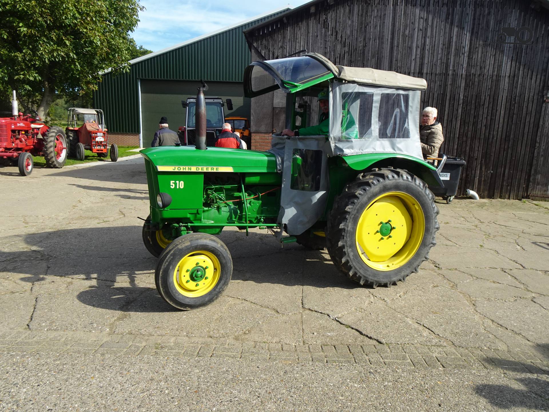 John Deere 510