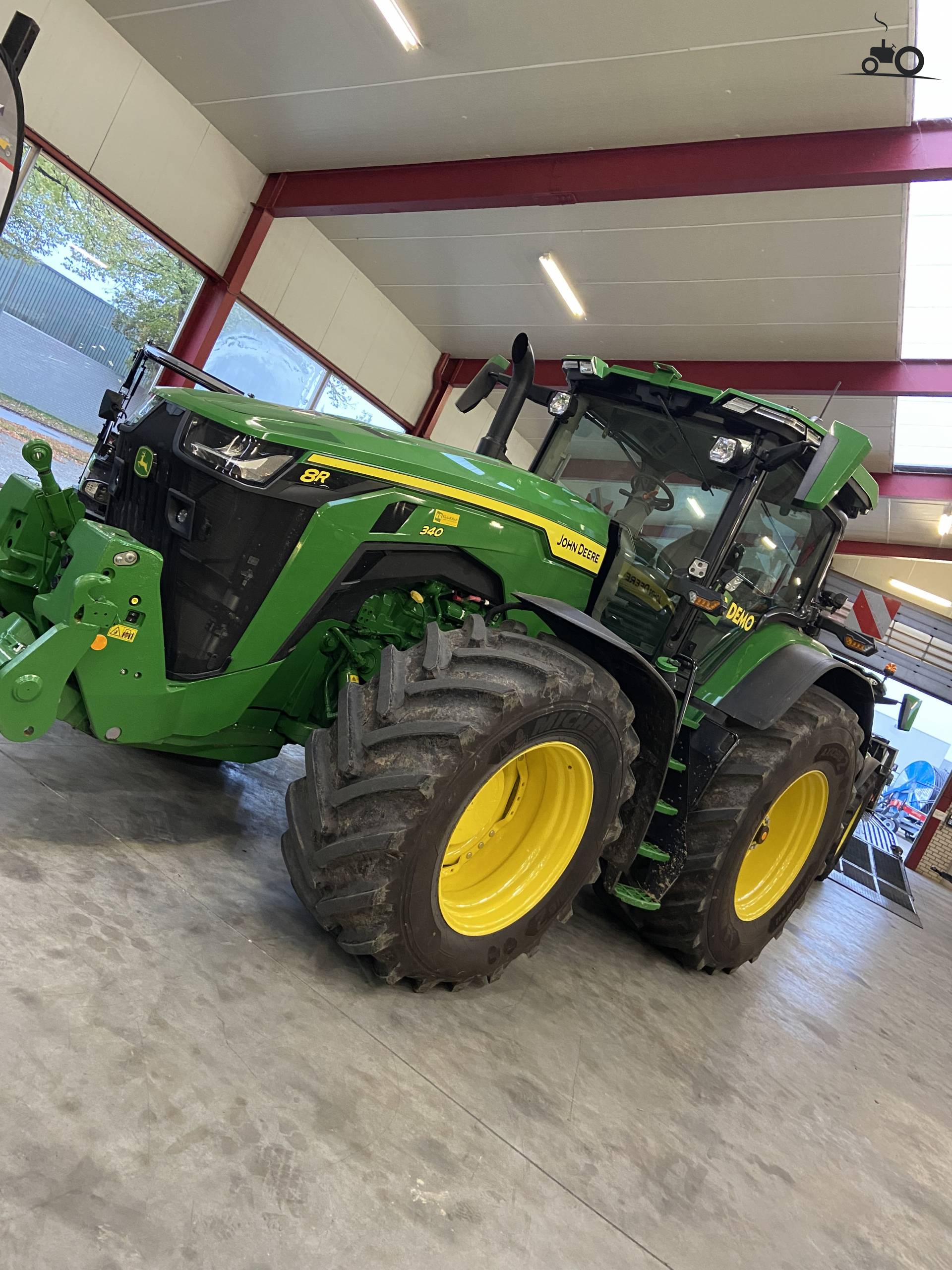 Foto John Deere 8R(T/X) 340 van Kraakman BV