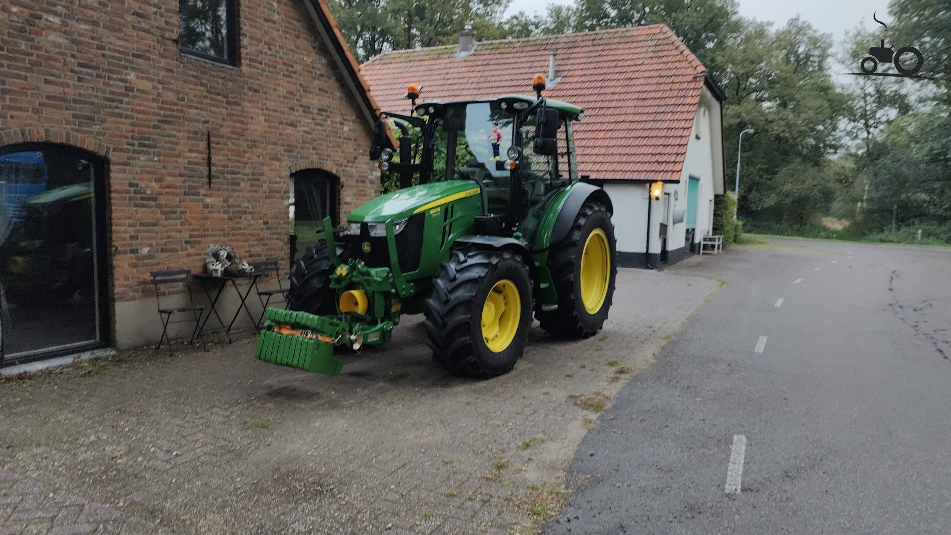 Foto John Deere 5100R #1598947