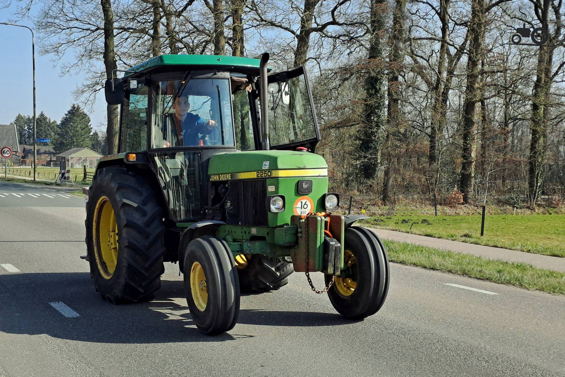 Foto John Deere 2250 #1611495