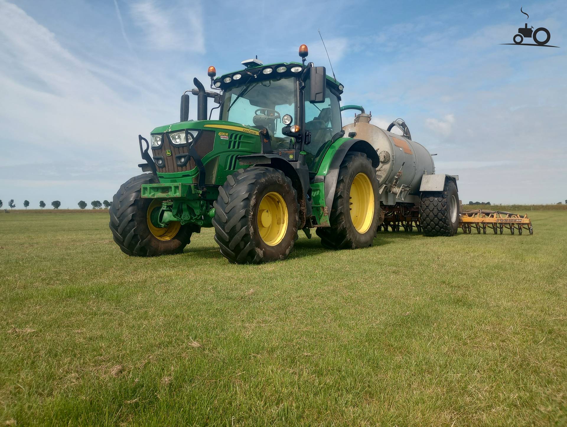 Foto John Deere 6130R #1633479