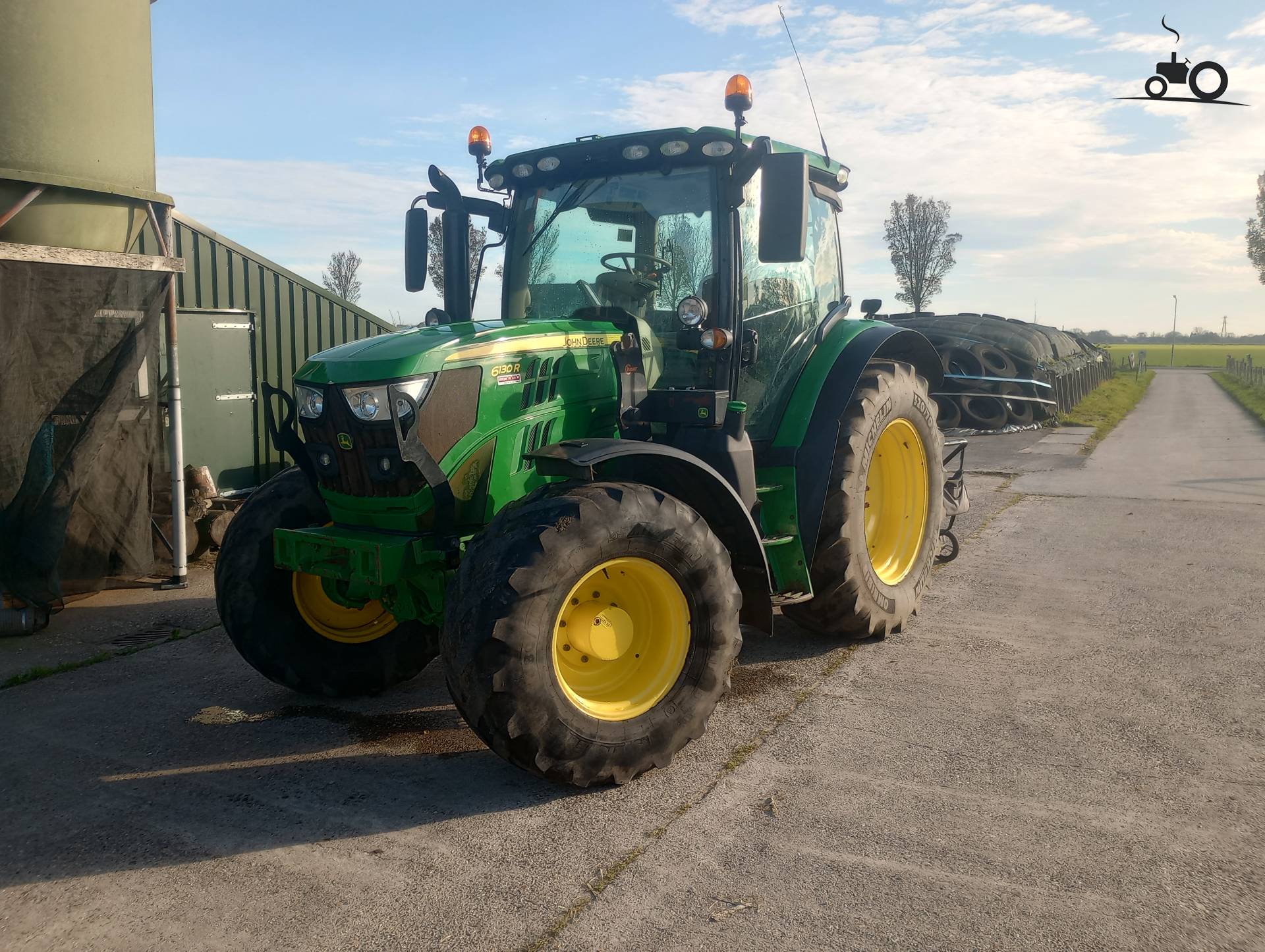 Foto John Deere 6130R #1643766