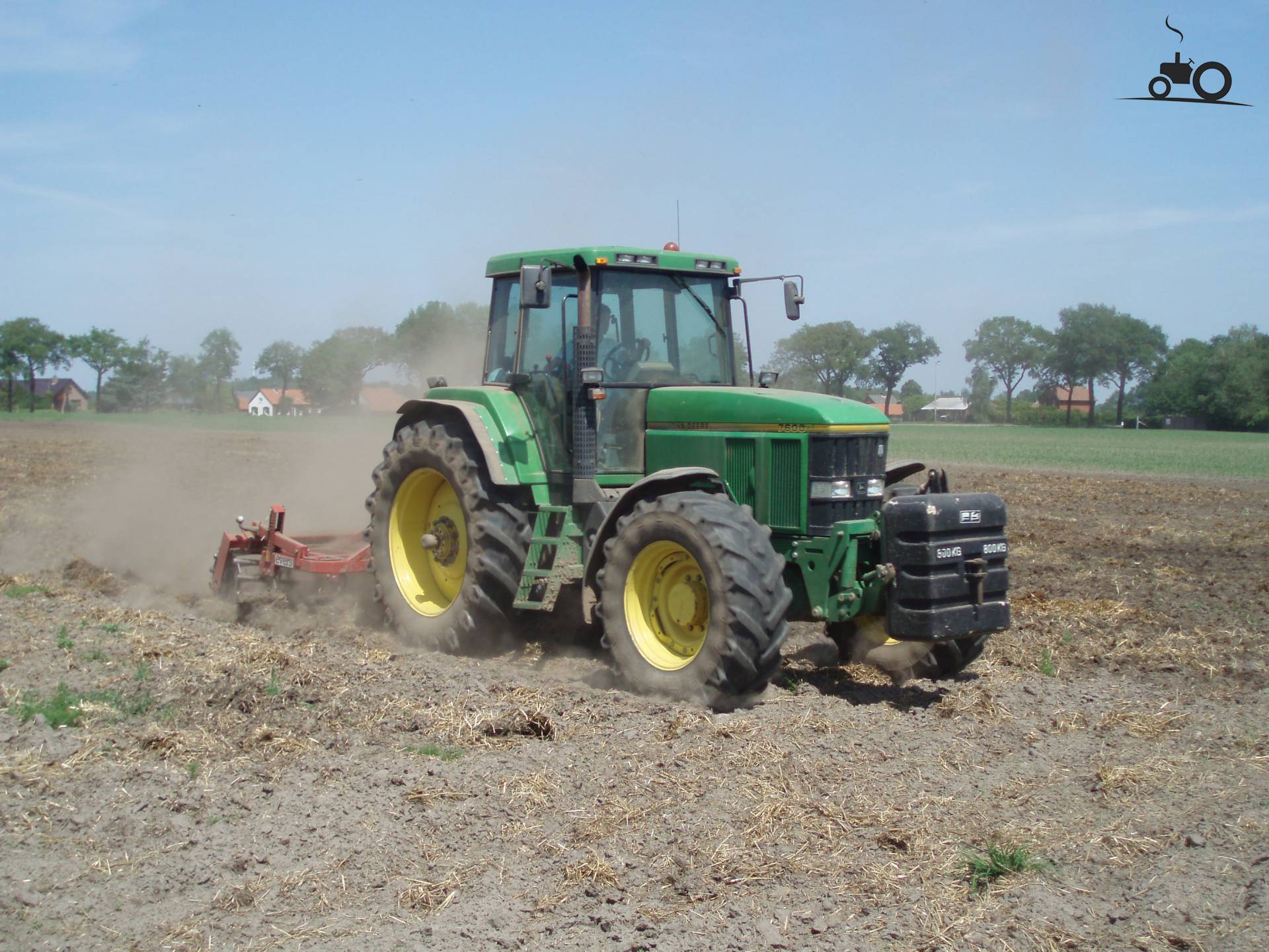 John Deere 7600