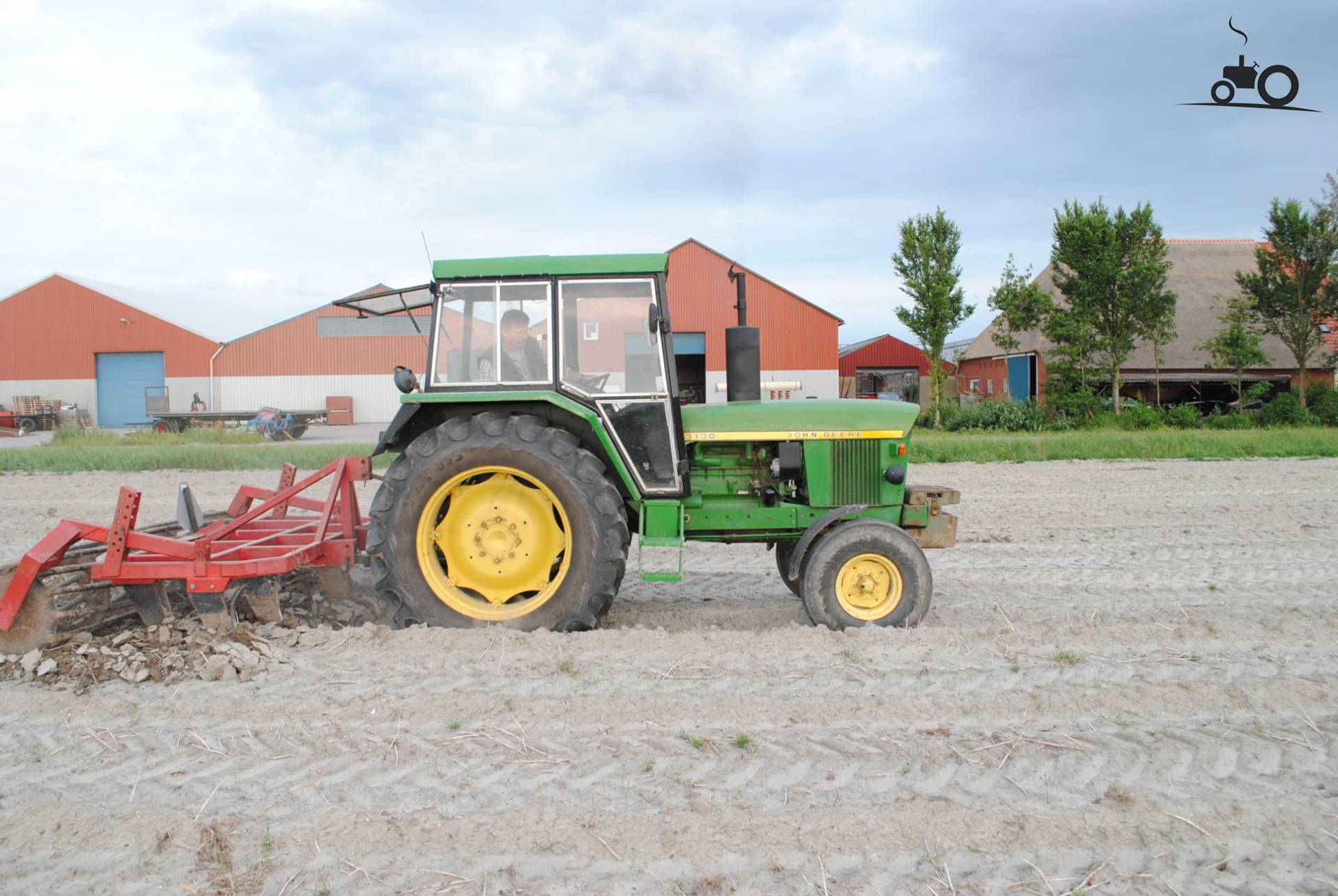 Foto John Deere 3130 #381618