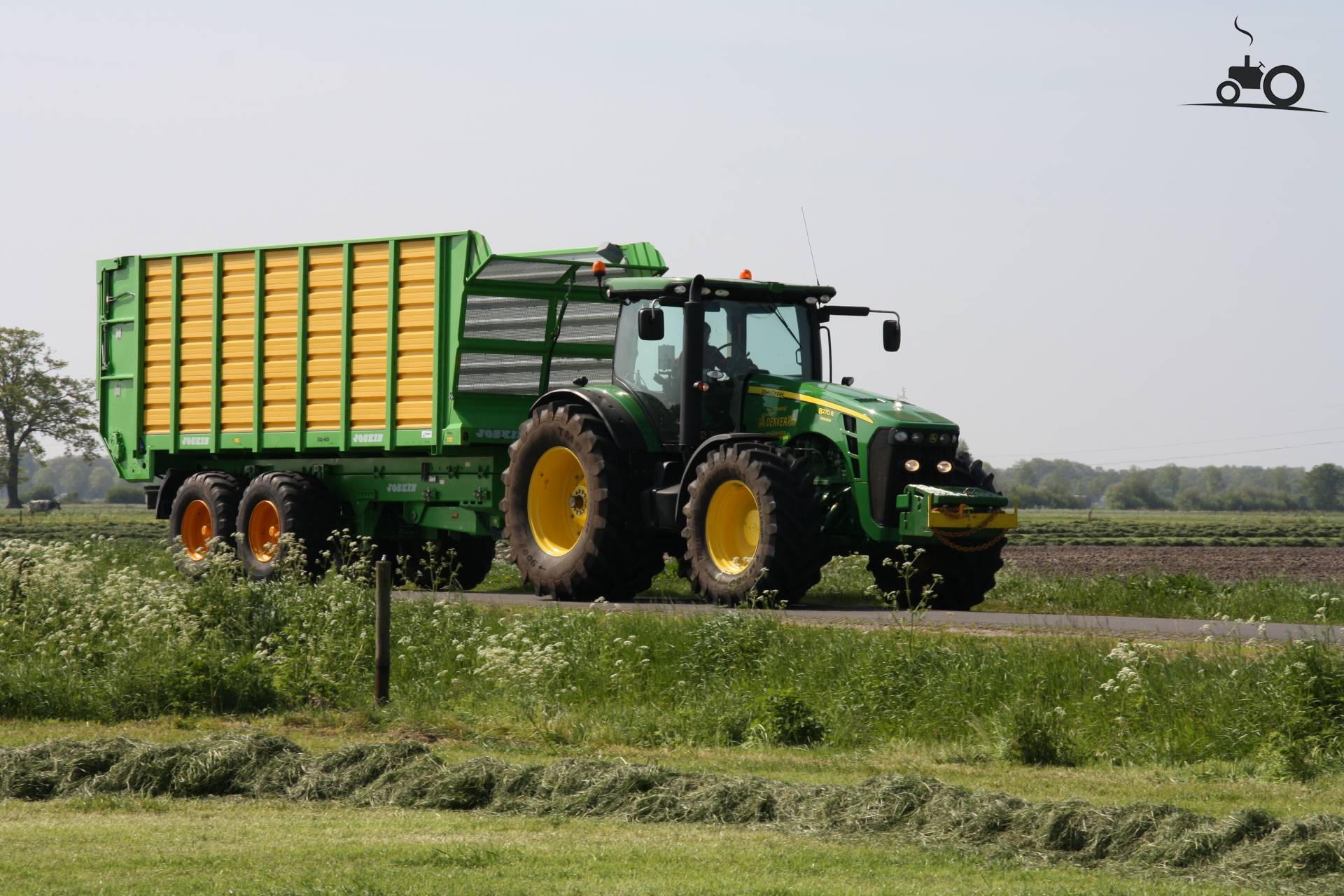 Foto John Deere 8270R van Loonbedrijf Dekker BV