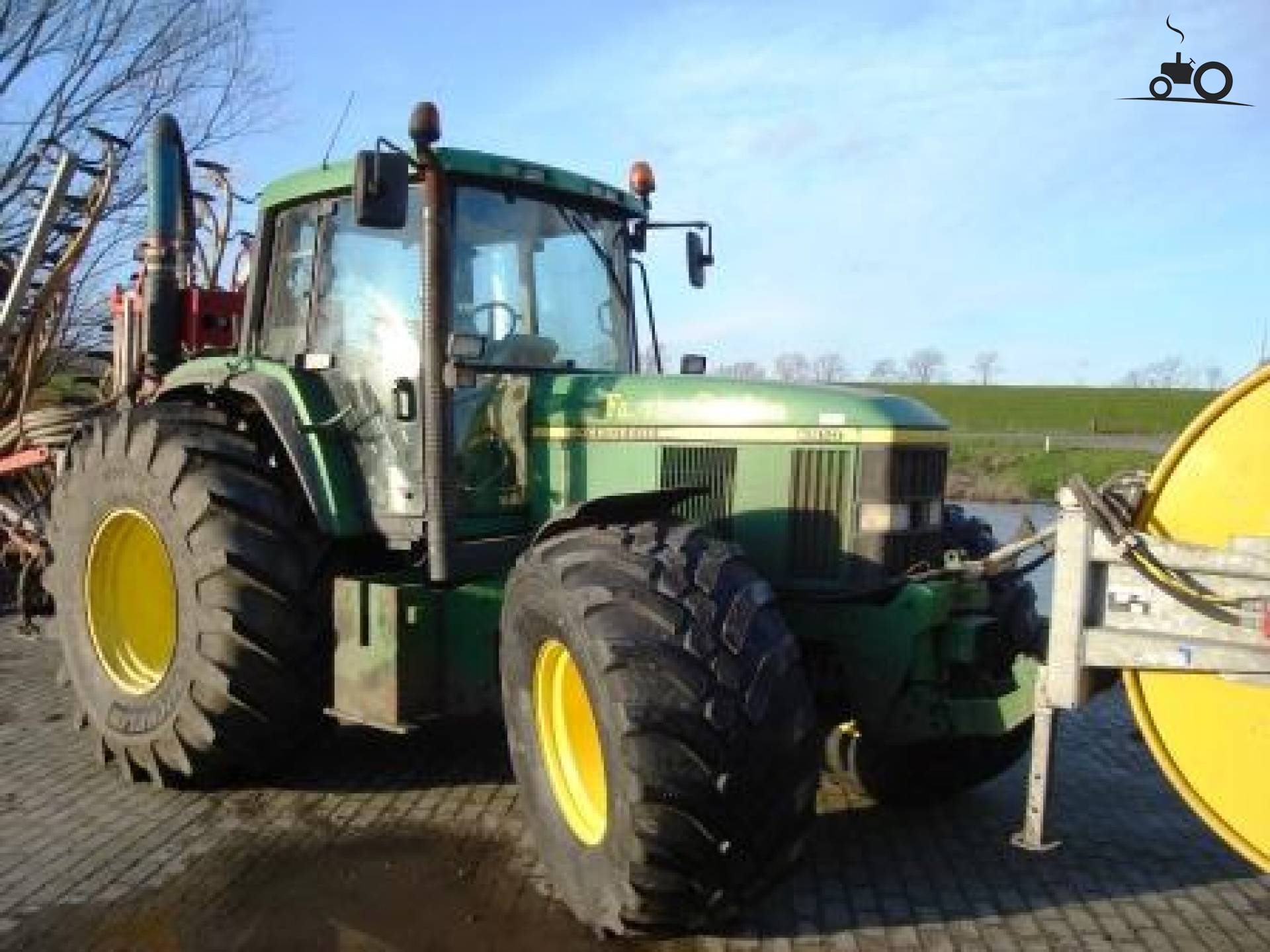 Foto John Deere 6810 #40063