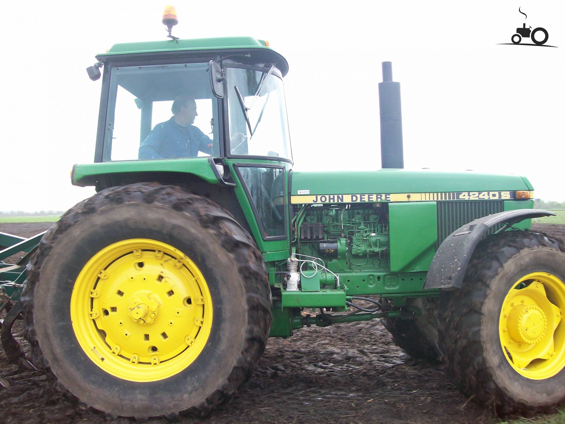 Foto John Deere 4240 S #457298