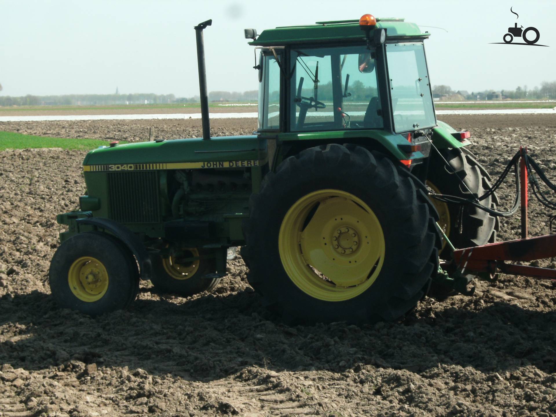 Foto John Deere 3040 #472117