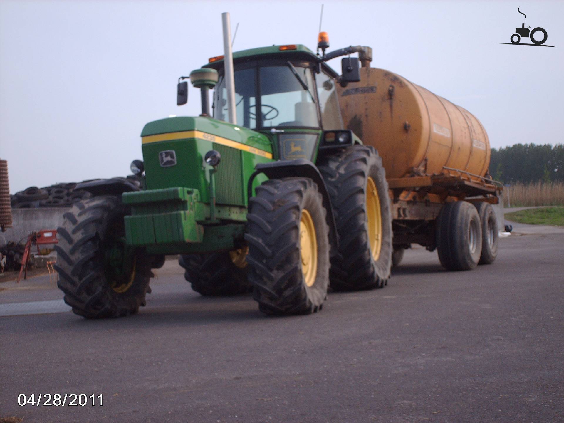 Foto John Deere 4230 #481424
