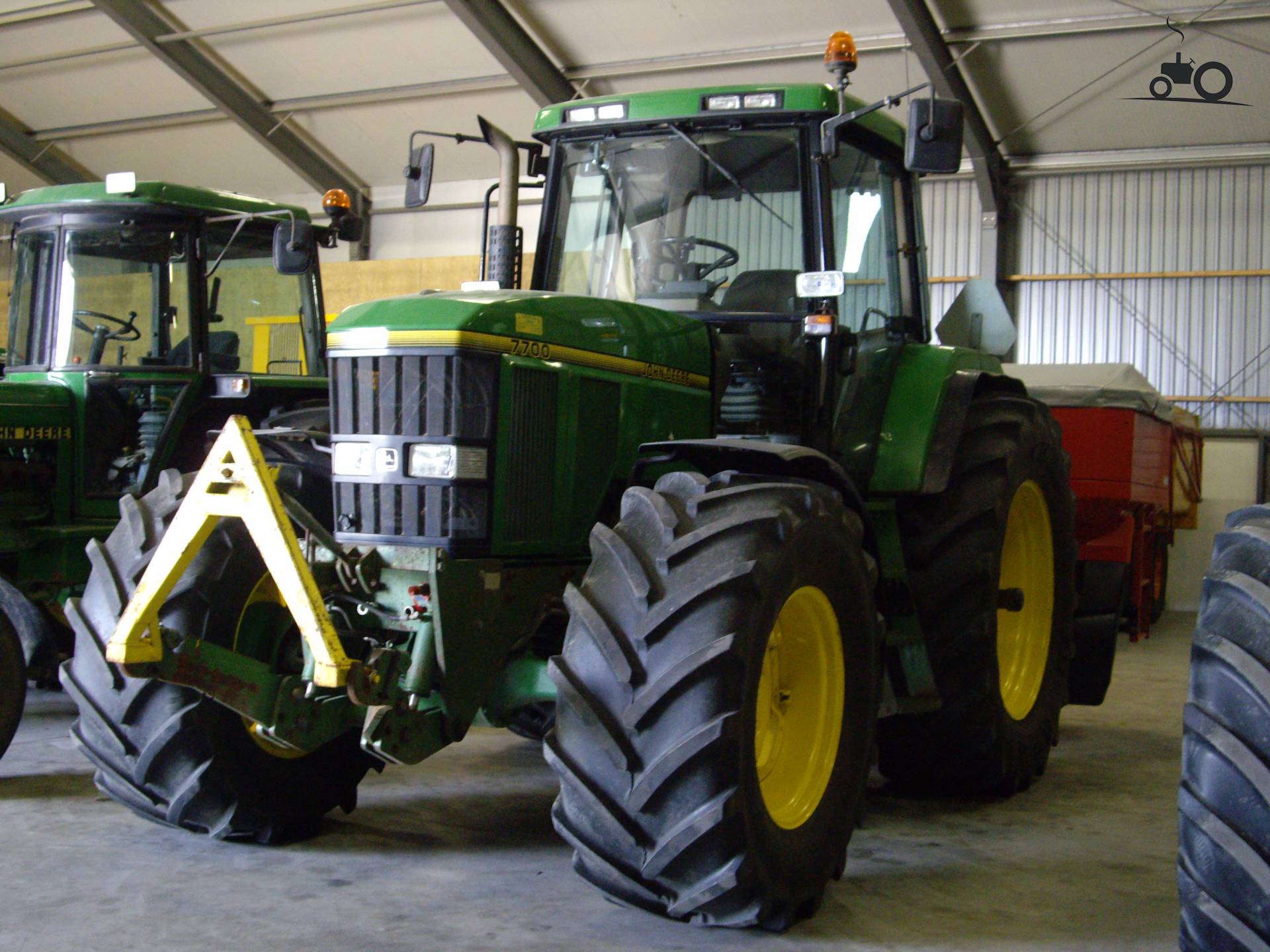 John Deere 7700