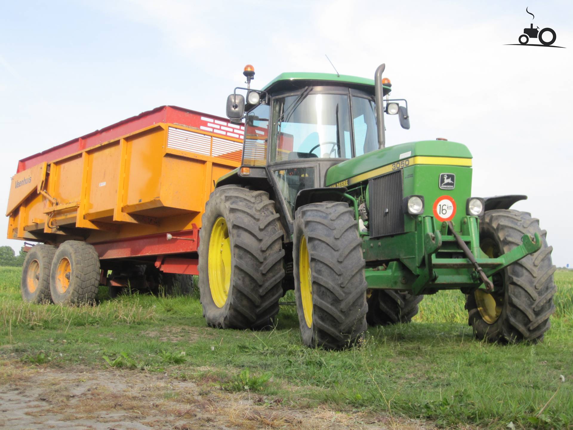 Foto John Deere 3050 van De Lange