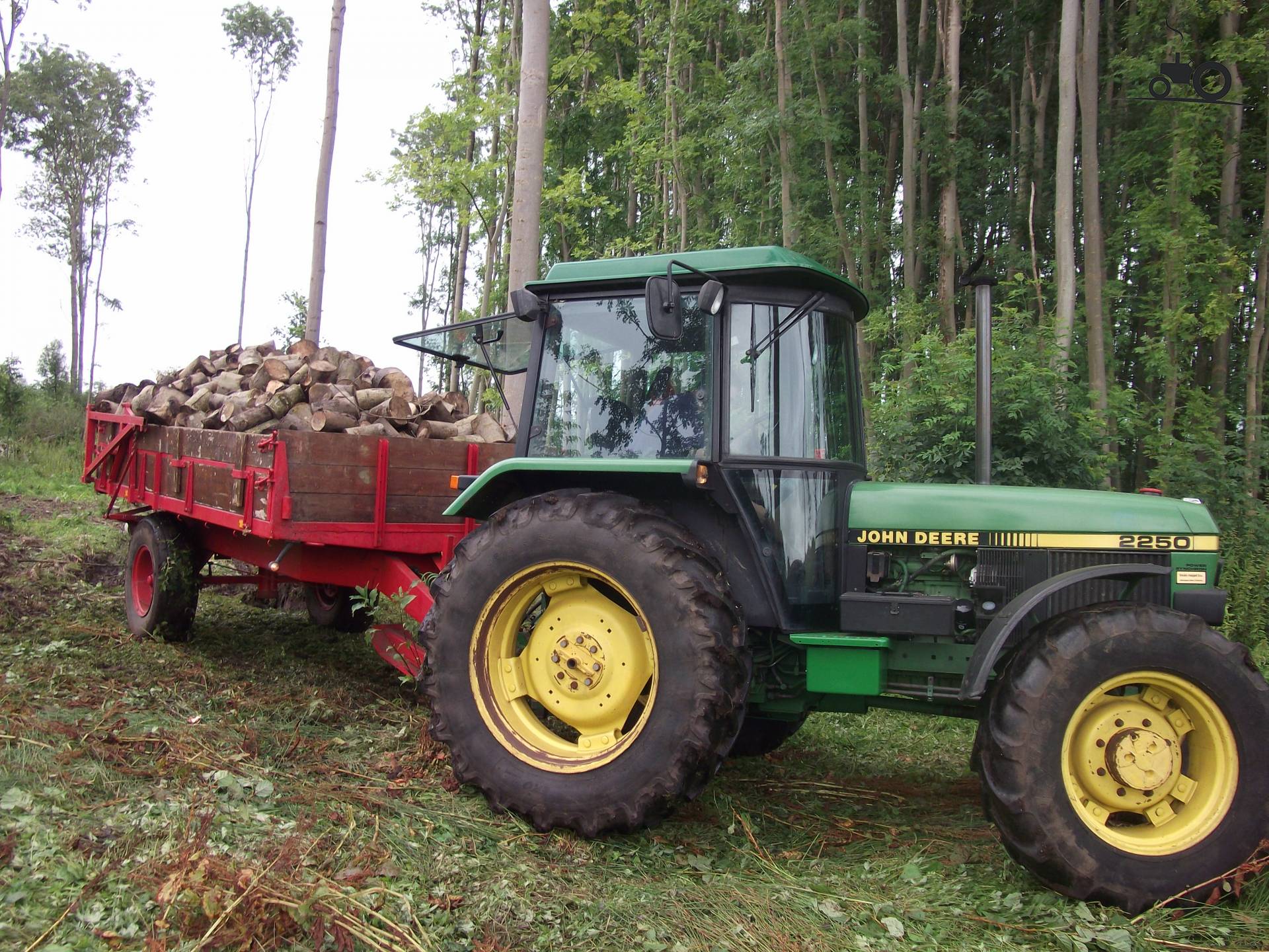 Foto John Deere 2250 #517910